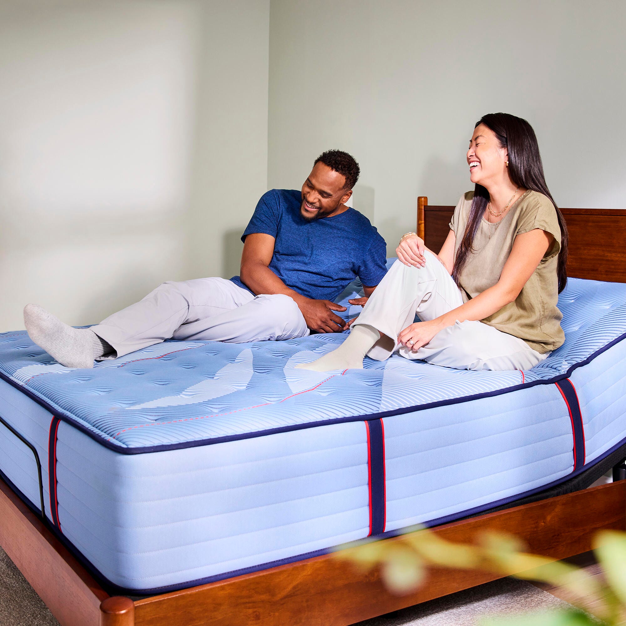 Click here for Sealy Ease 4.0 King Adjustable Base Mattress prices