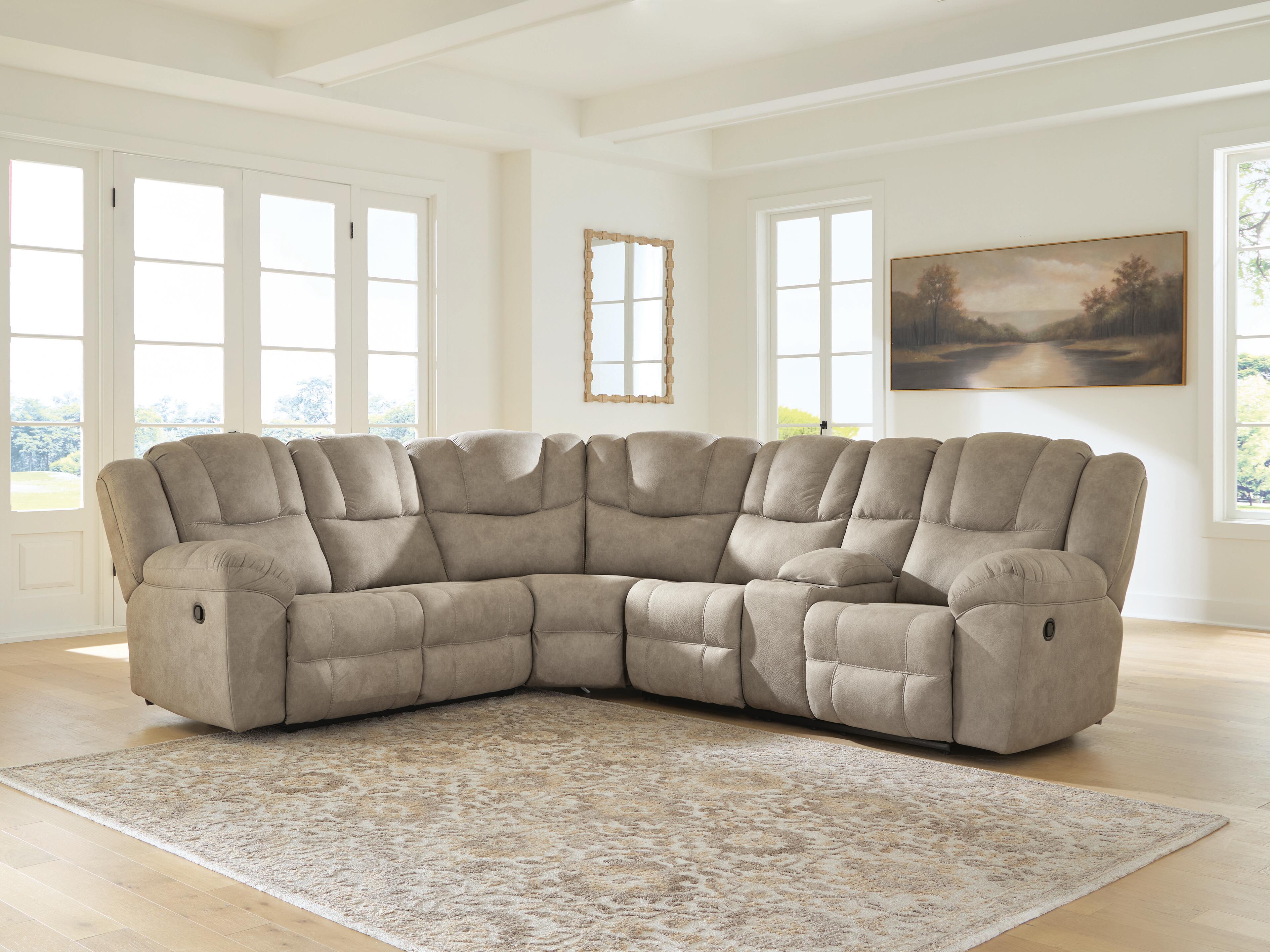 Ravenswaye 3-Piece Manual Reclining Sectional with Console | Ashley