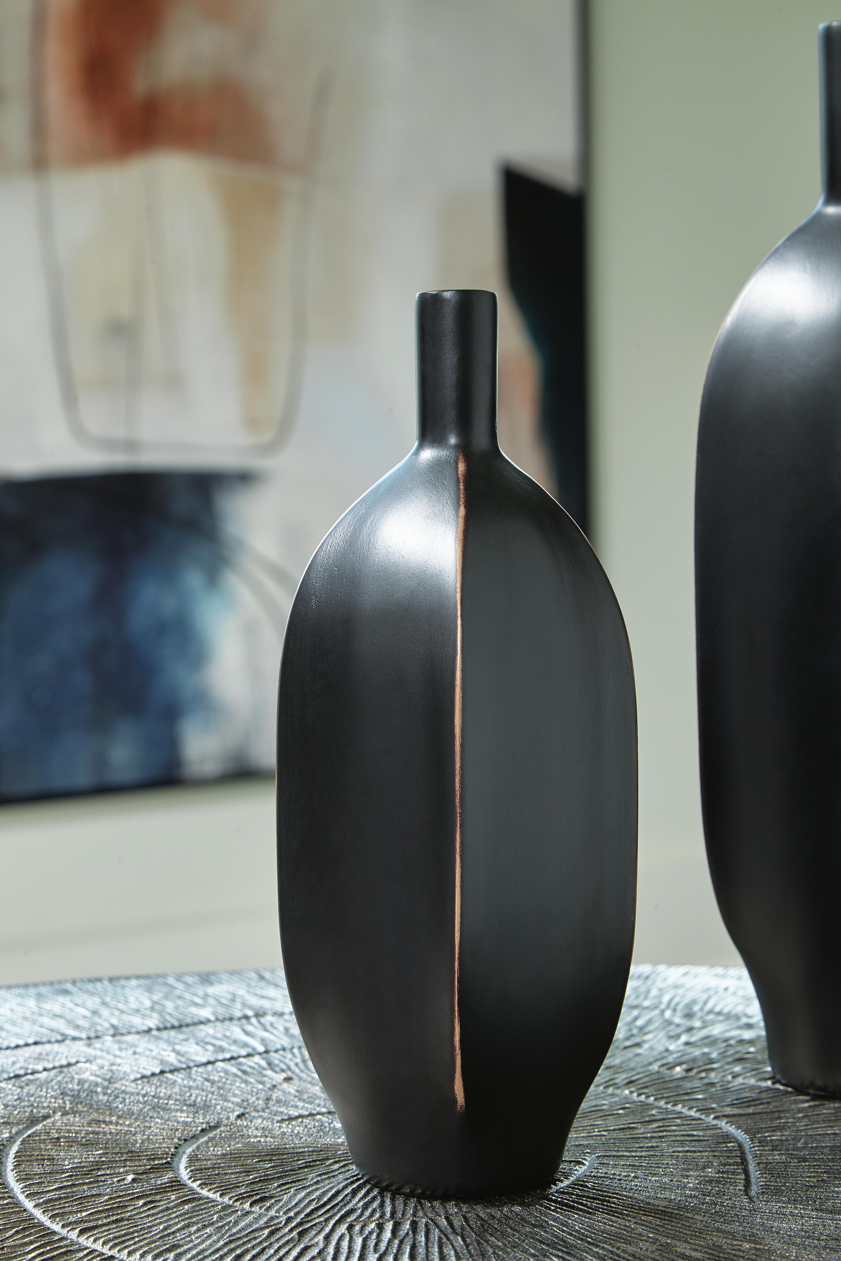 Click here for Rhaveney Small Vase  Black prices