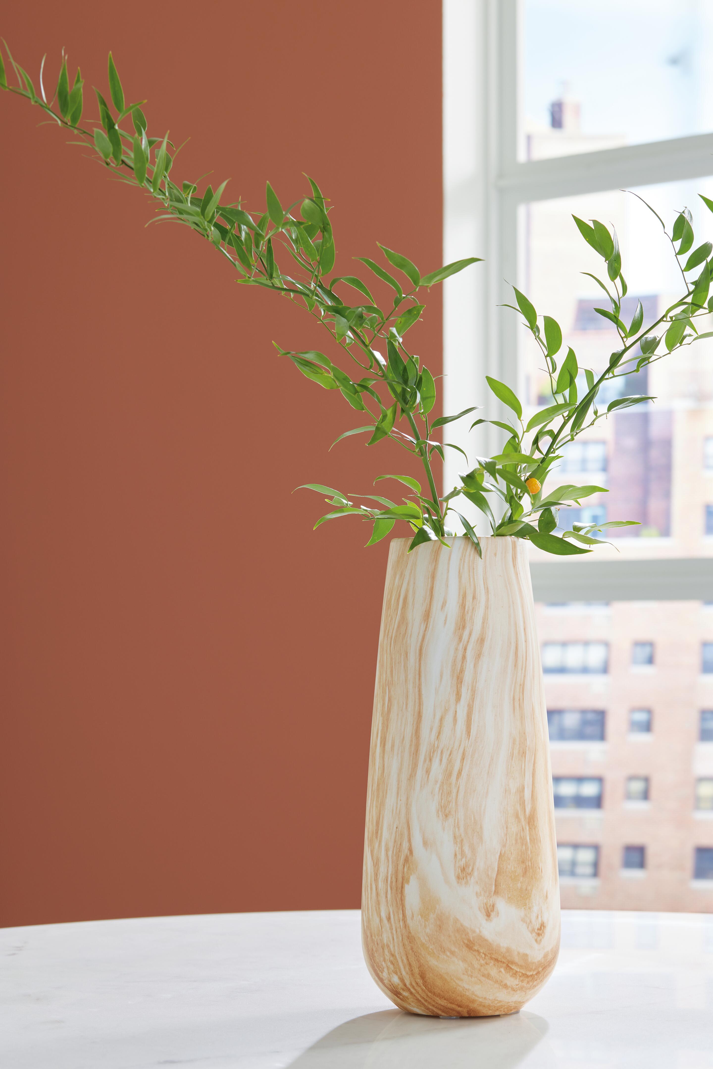 Click here for Cammen Vase  Tan/White prices