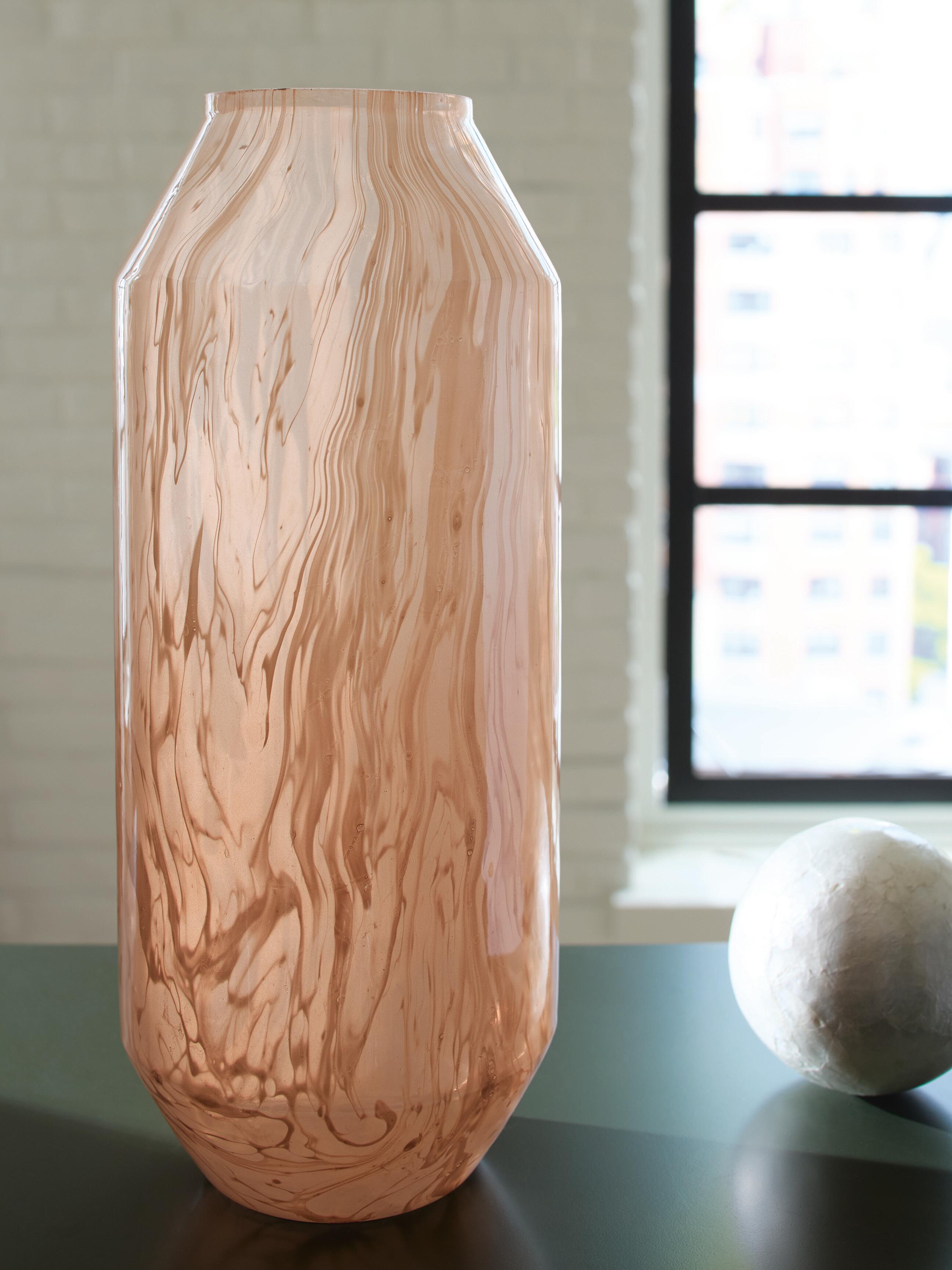 Click here for Dushby Vase  Blush Pink prices