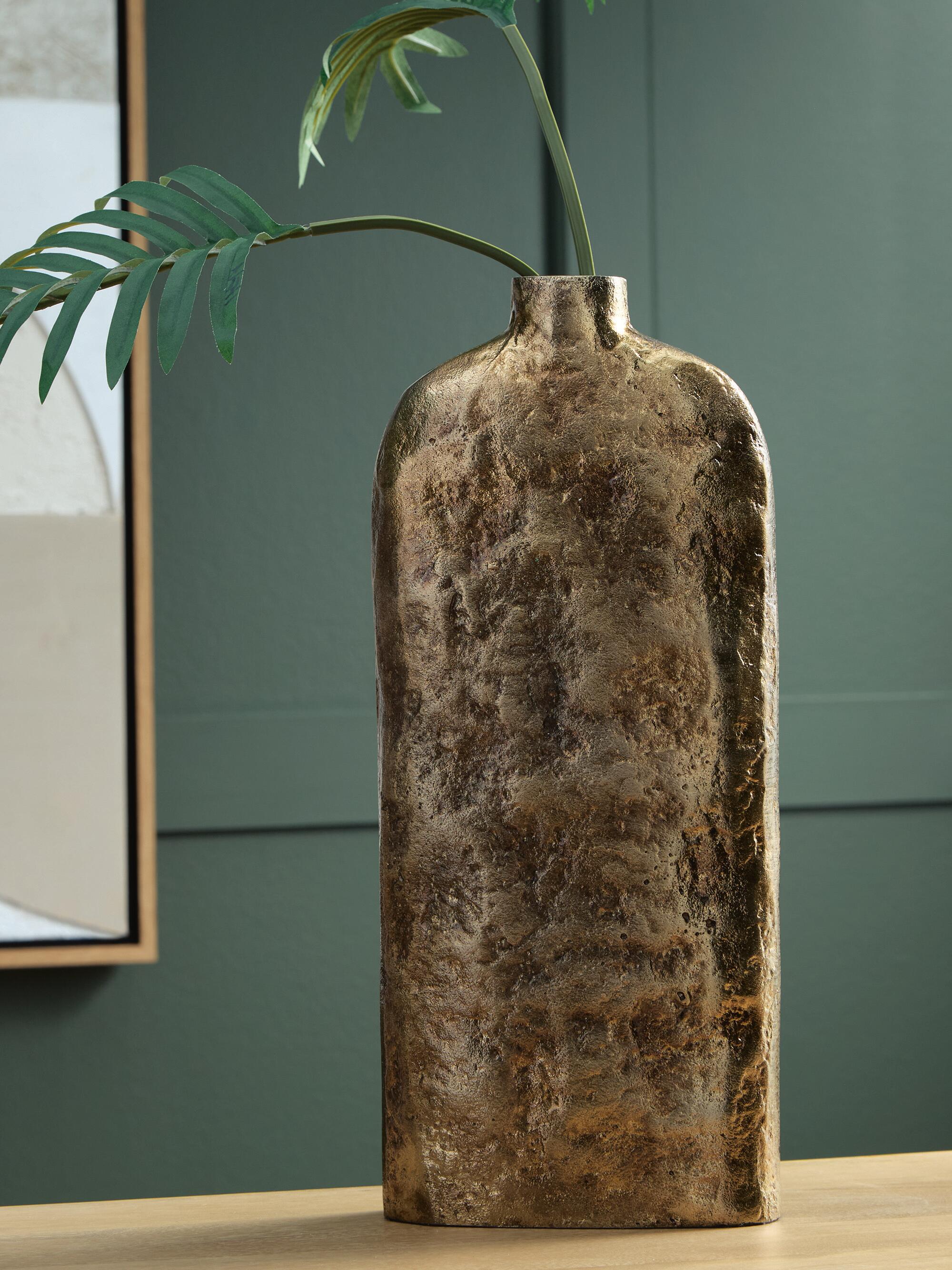 Click here for Wallmond Cast Auminiumm Vase  Antique Brass Finish prices