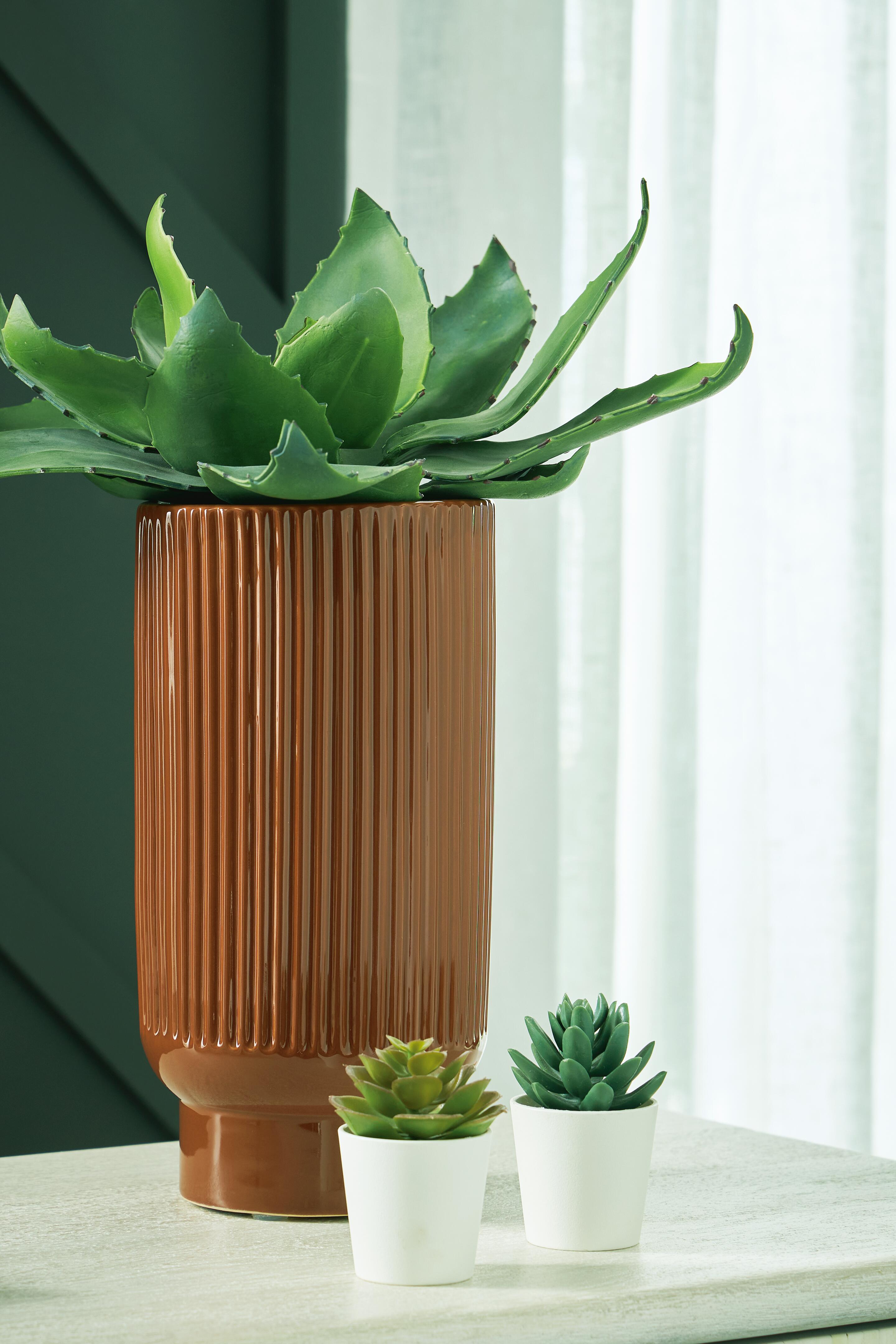 Click here for Avalyah Indoor/Outdoor Vase  Burnt Umber prices
