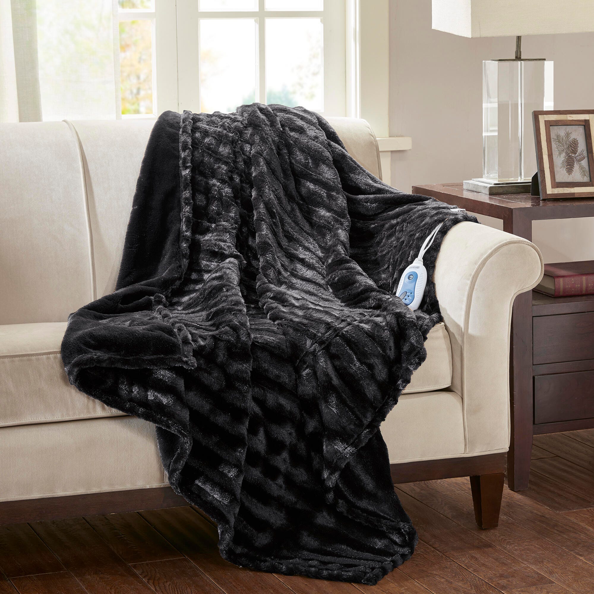Click here for Beautyrest® Heated Duke Faux Fur Heated Throw  Bla... prices
