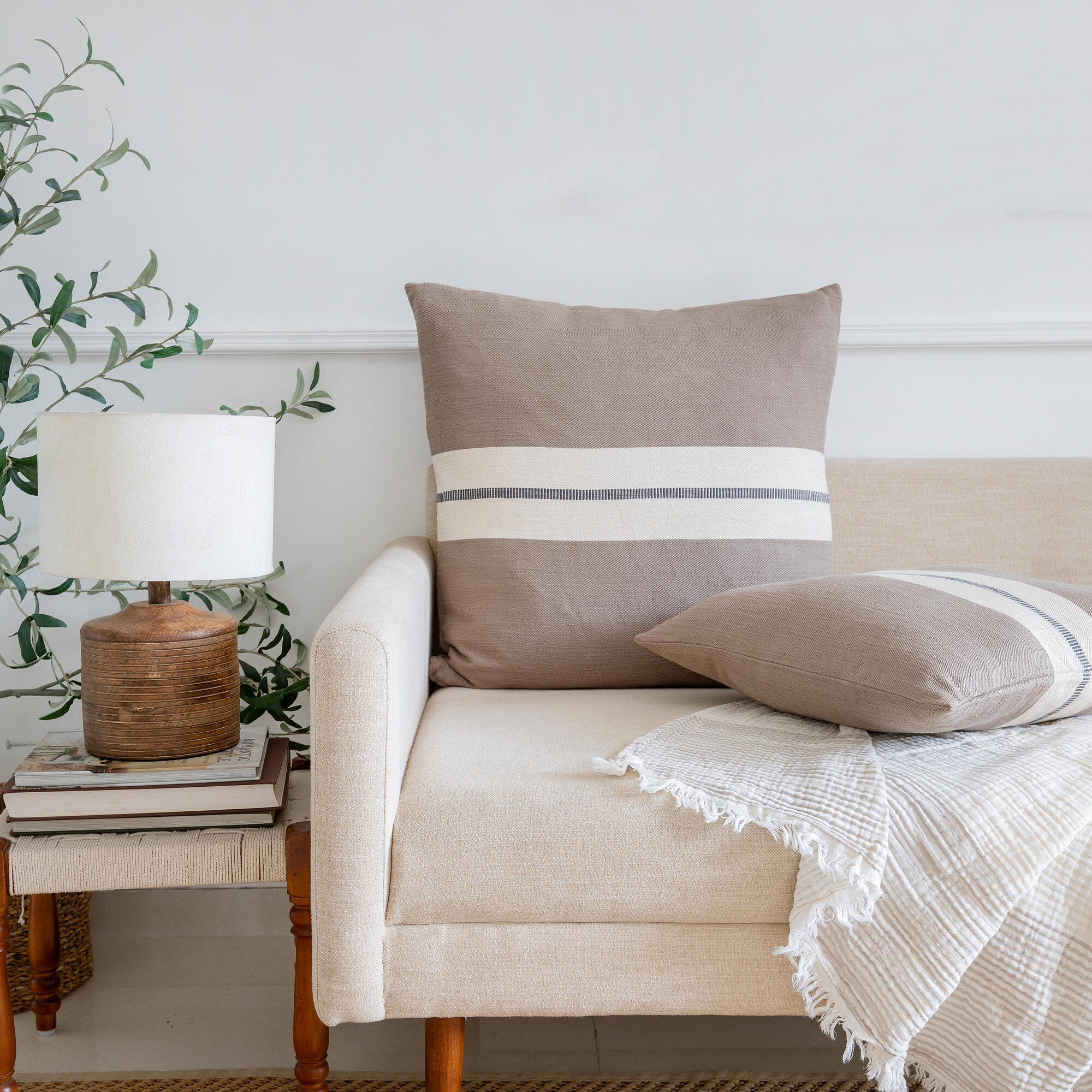 Click here for Suvii Home Sophie Woven Decorative Throw Pillow  T... prices