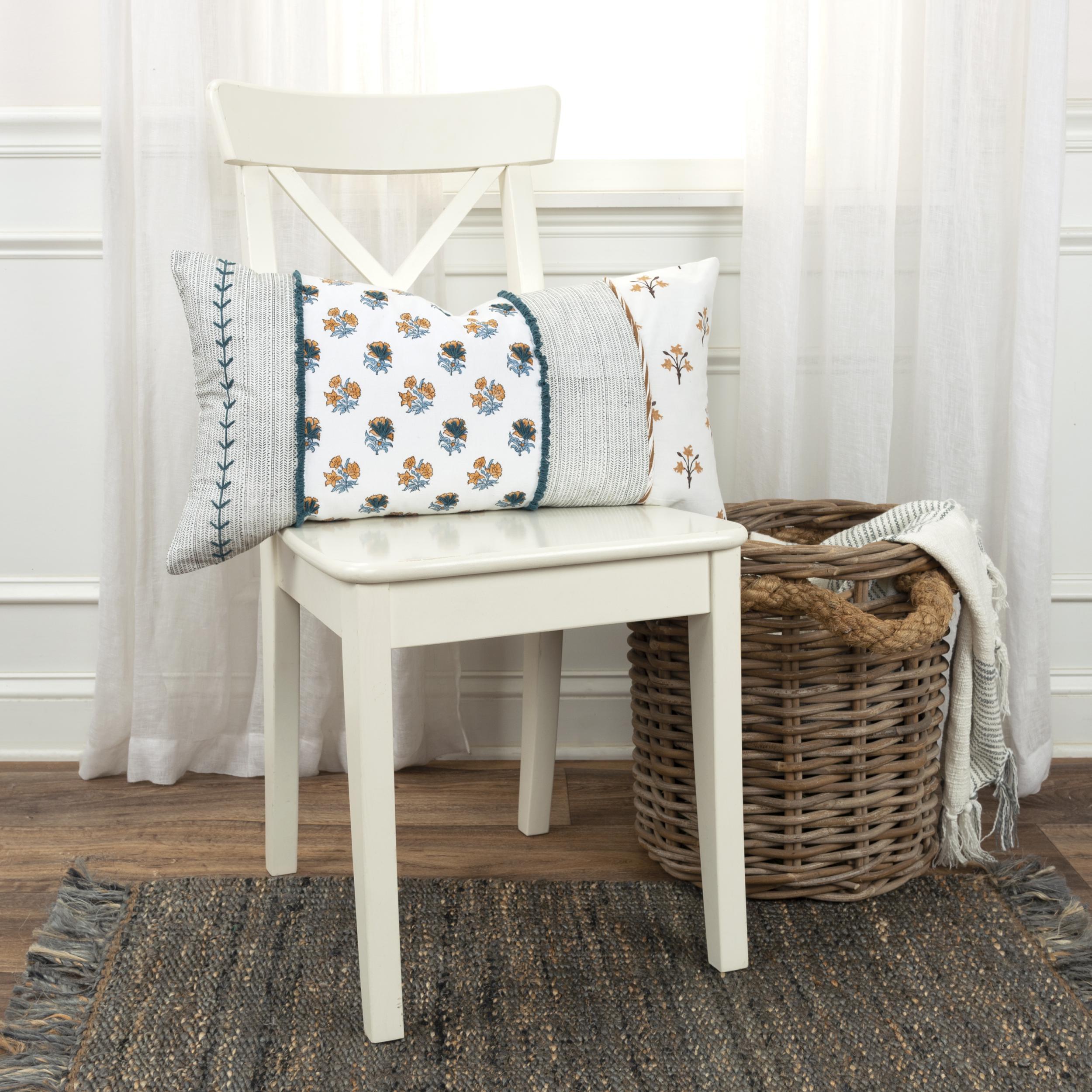 Click here for Rizzy Home Block Print Collection Floral Decorativ... prices