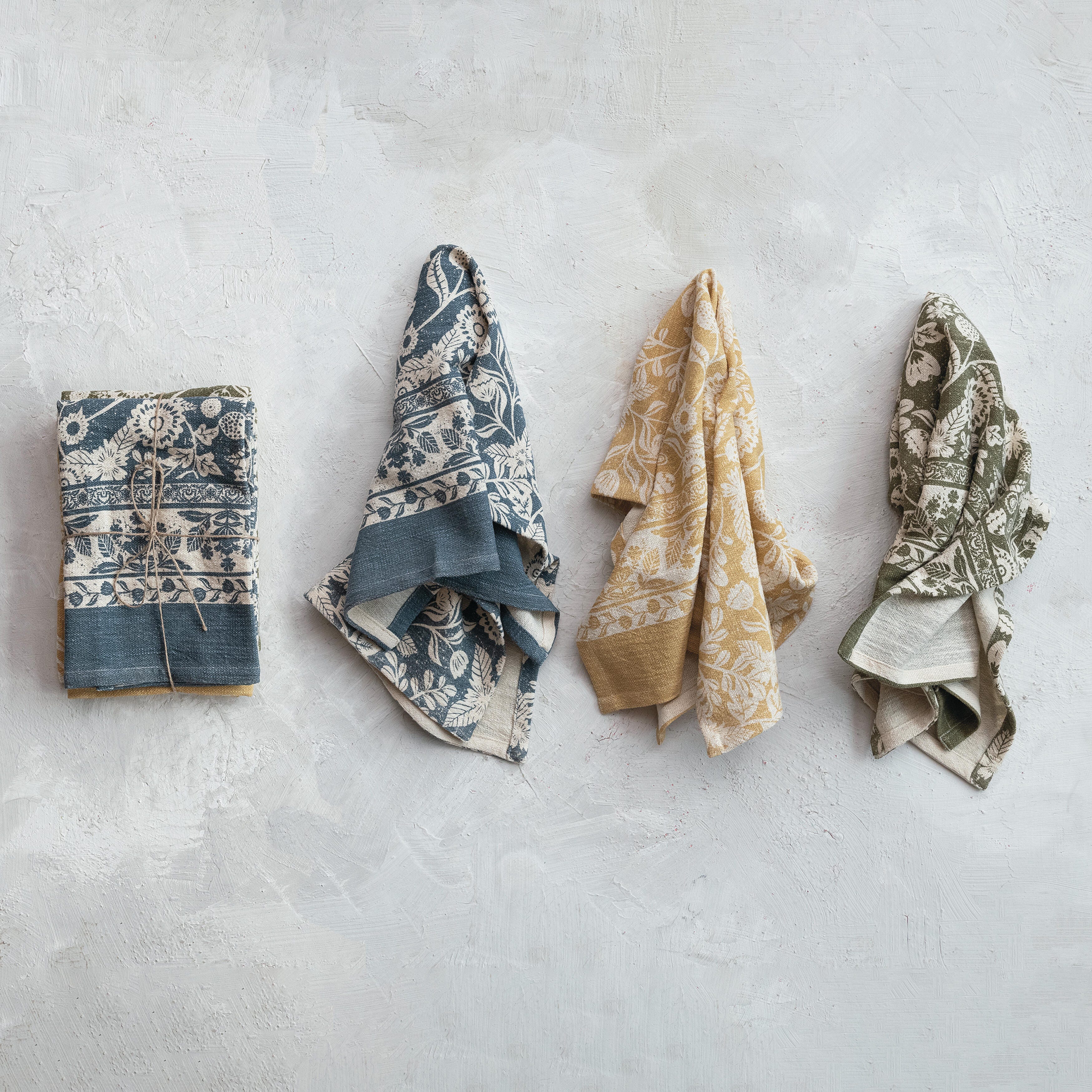 Click here for Storied Home Blossom Cotton Tea Towel Set of 3  Mu... prices