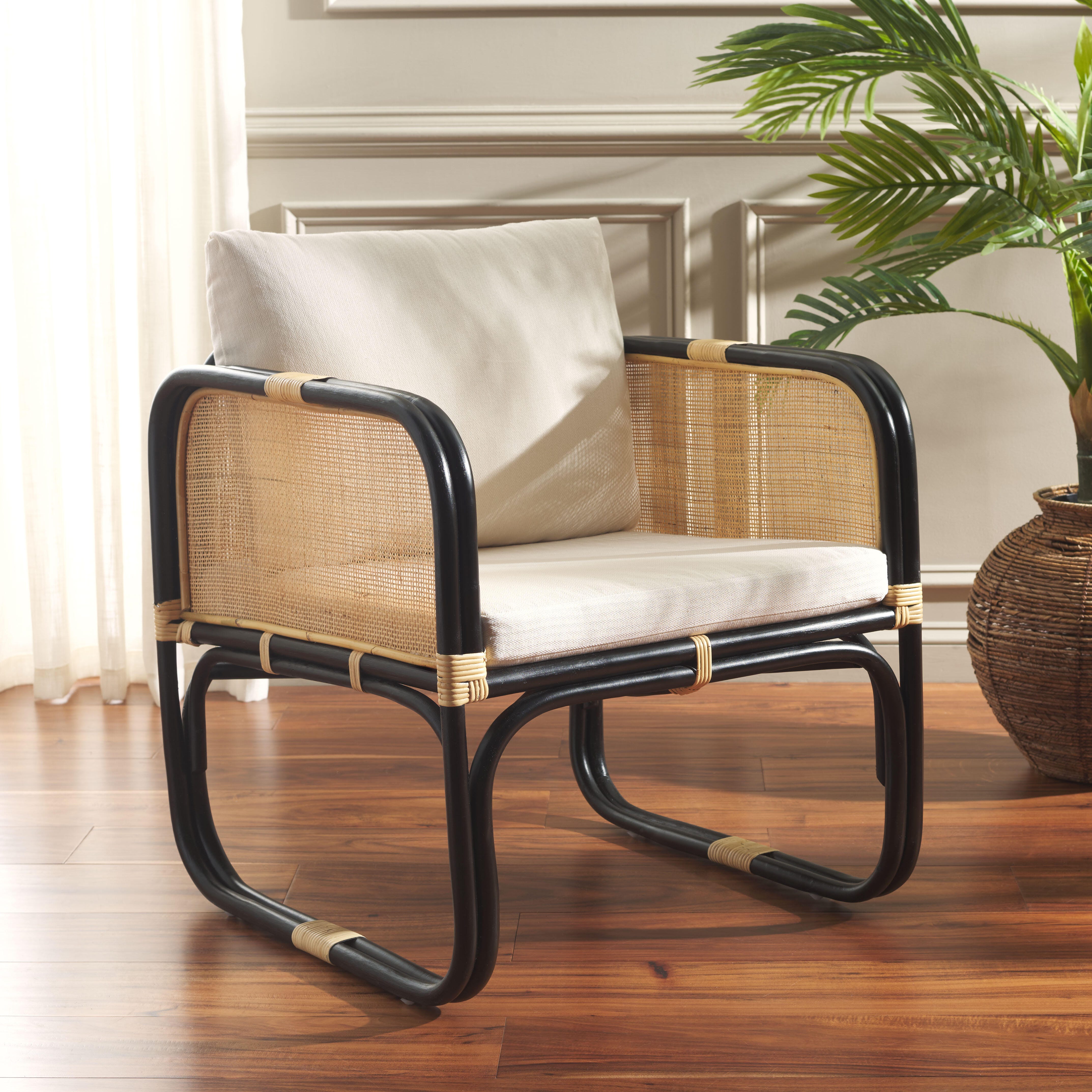 Click here for Safavieh Alybeth Accent Chair  White/Black prices