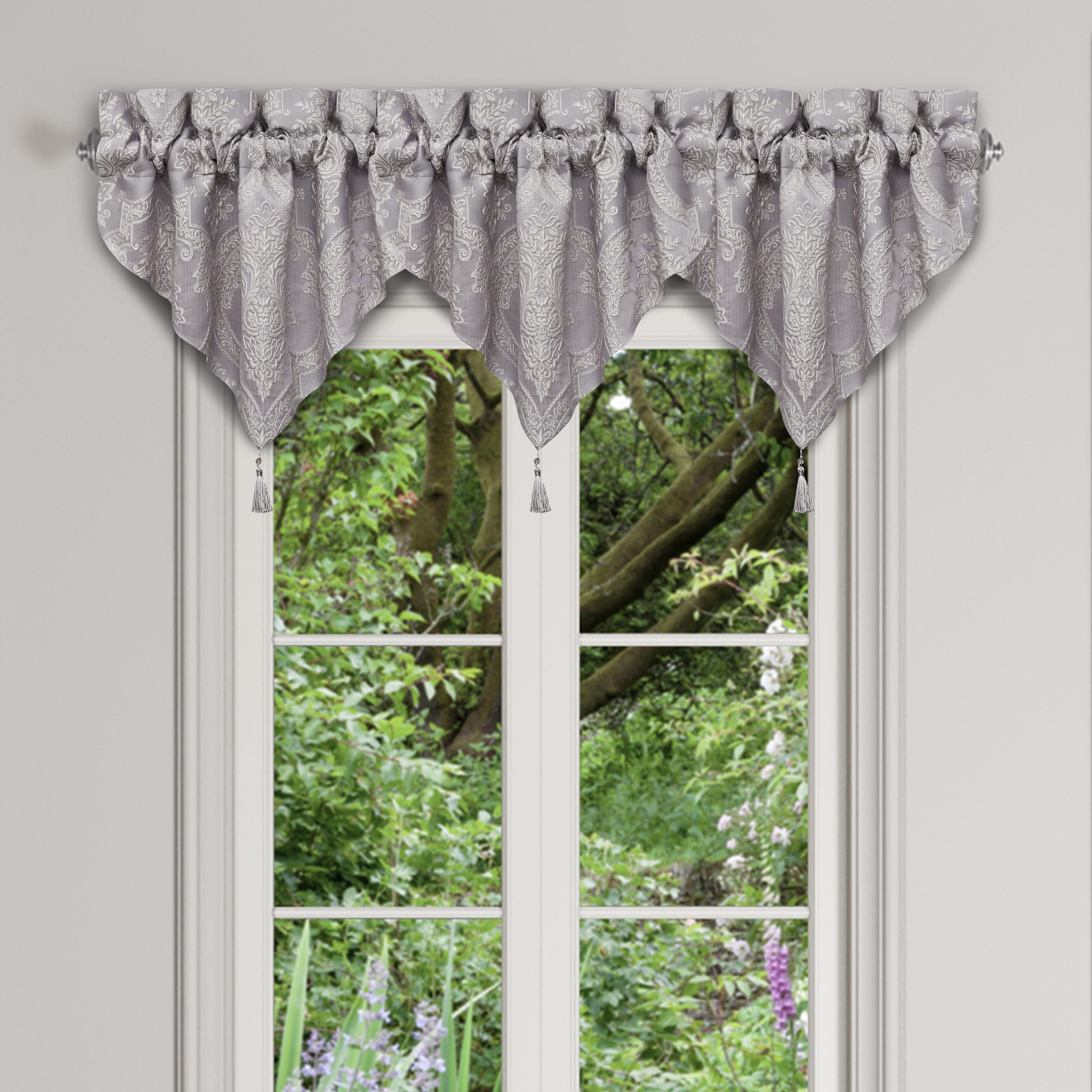 Click here for J. Queen New York Mary Ascot Valance  Lavender prices