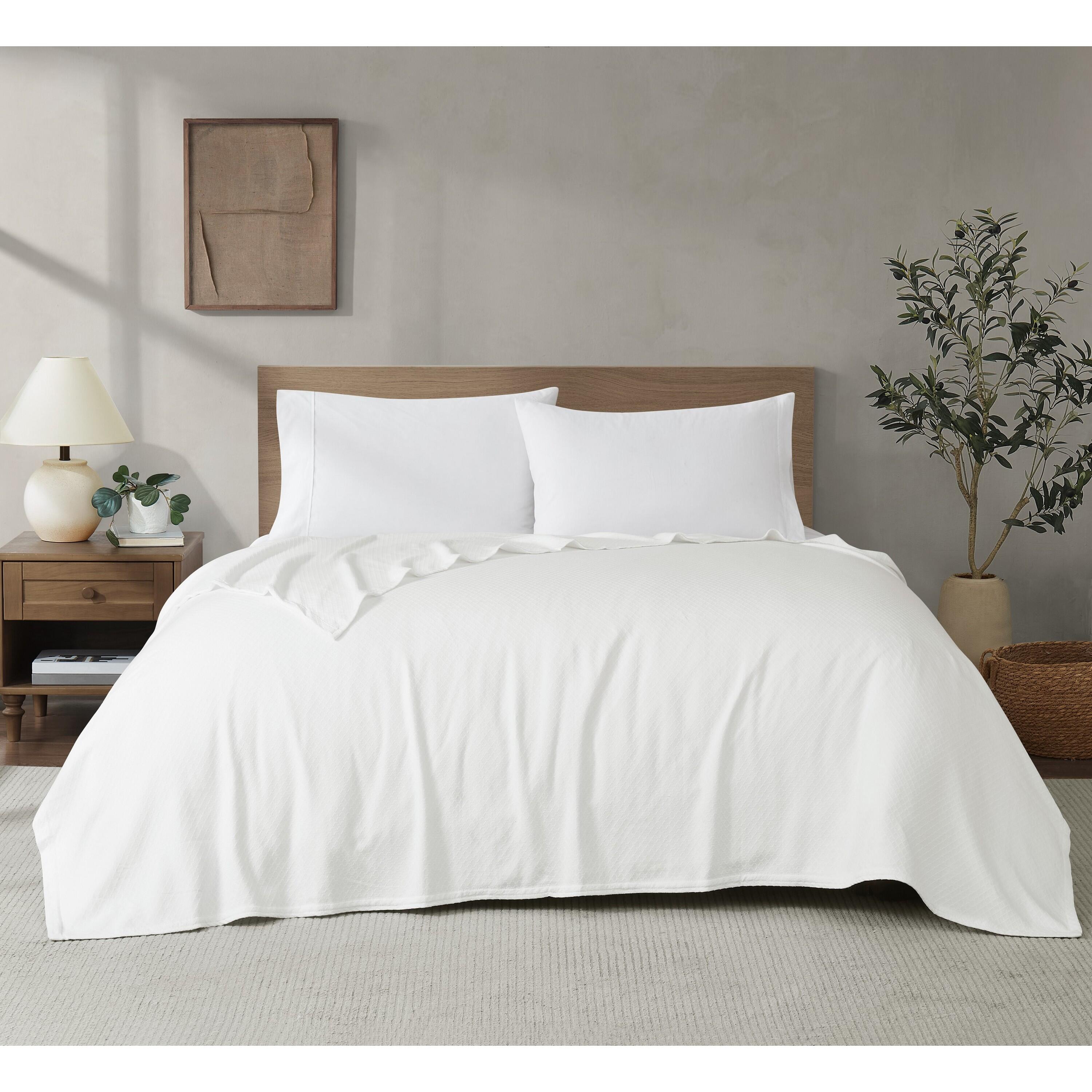 Click here for Royal Velvet Dream Blanket  White prices