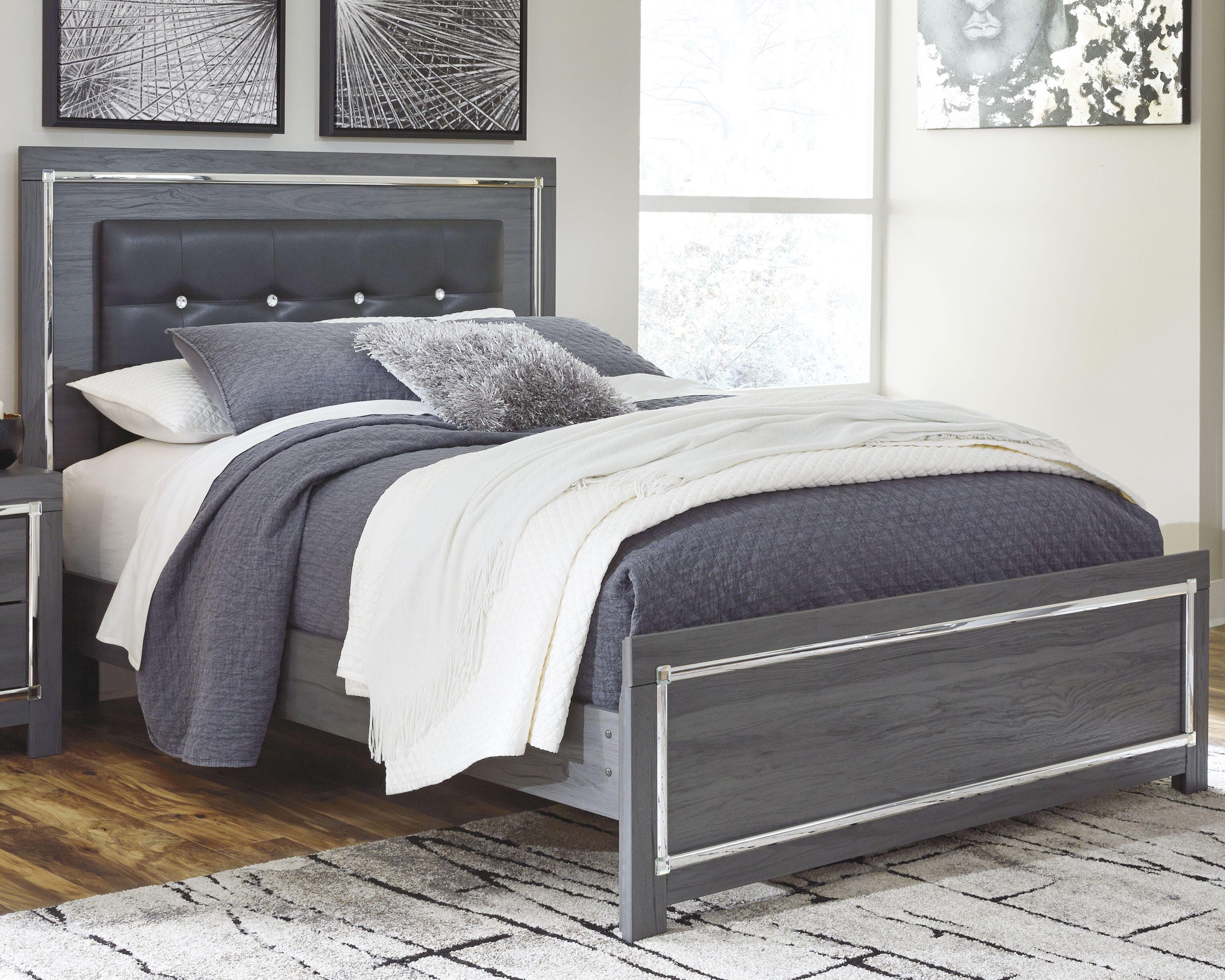Click here for Lodanna Queen Upholstered Panel Bed  Gray prices