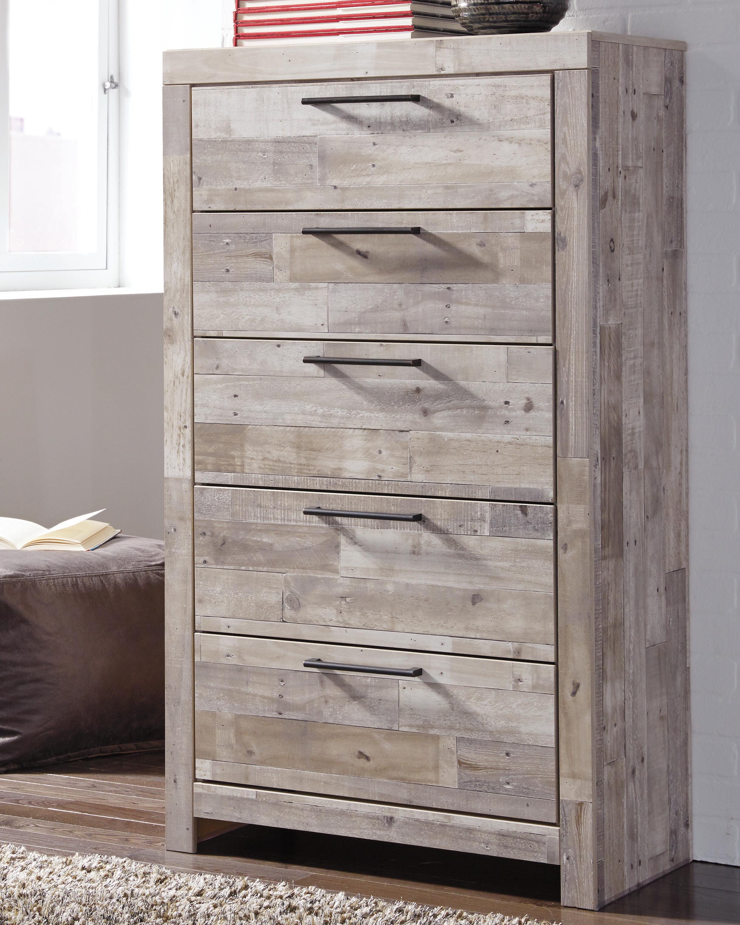 Click here for Effie 5 Drawer Chest of Drawers  Whitewash prices