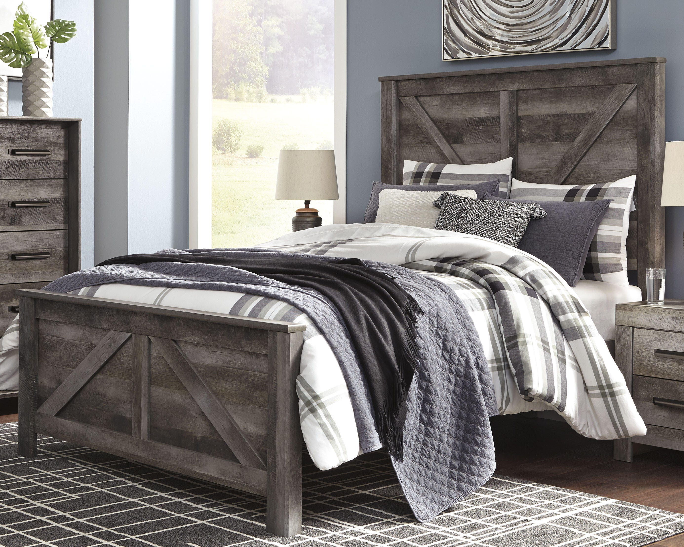 Click here for Wynnlow Queen Crossbuck Panel Bed  Gray prices