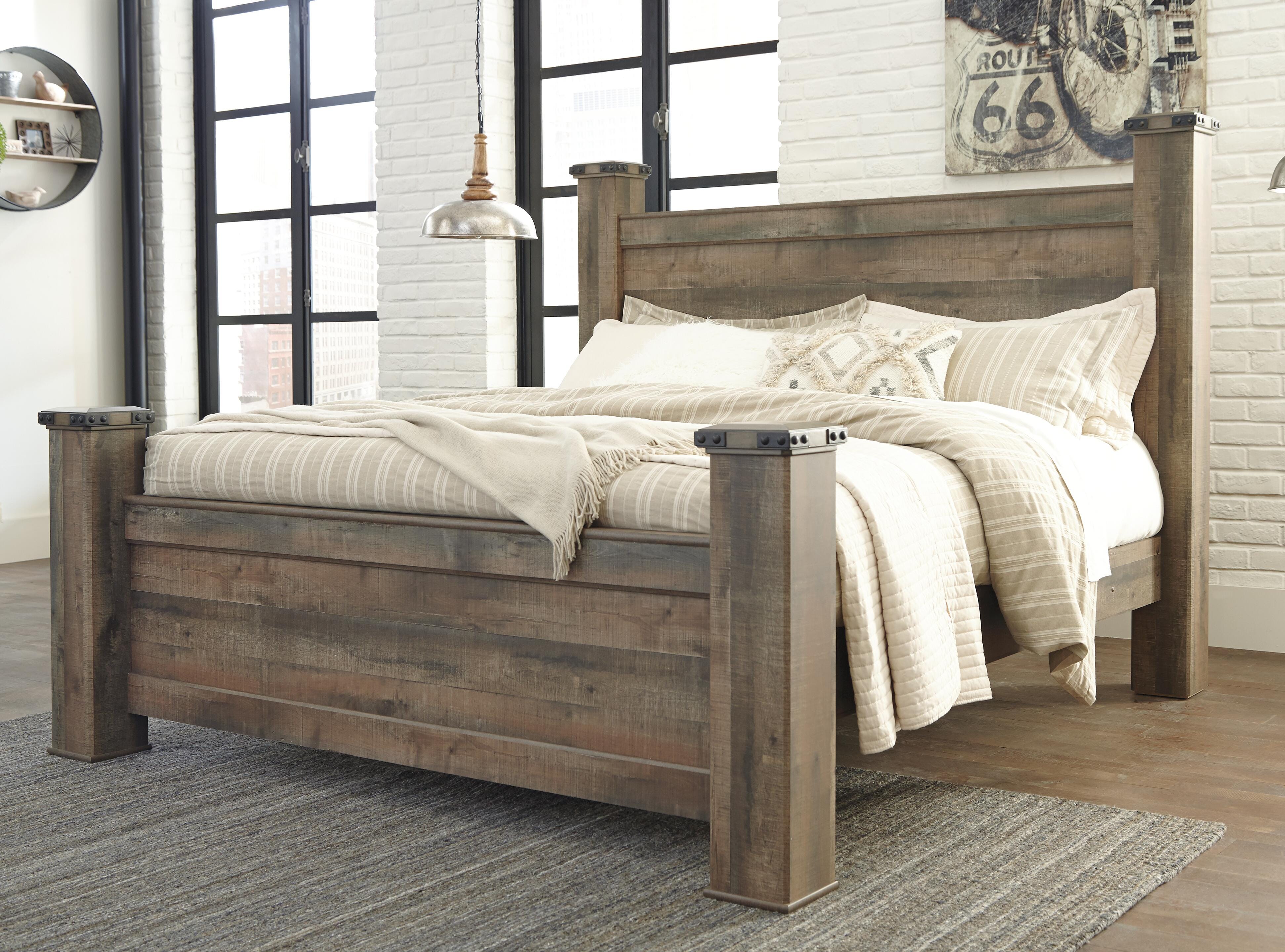 Click here for Trinell King Poster Bed  Brown prices
