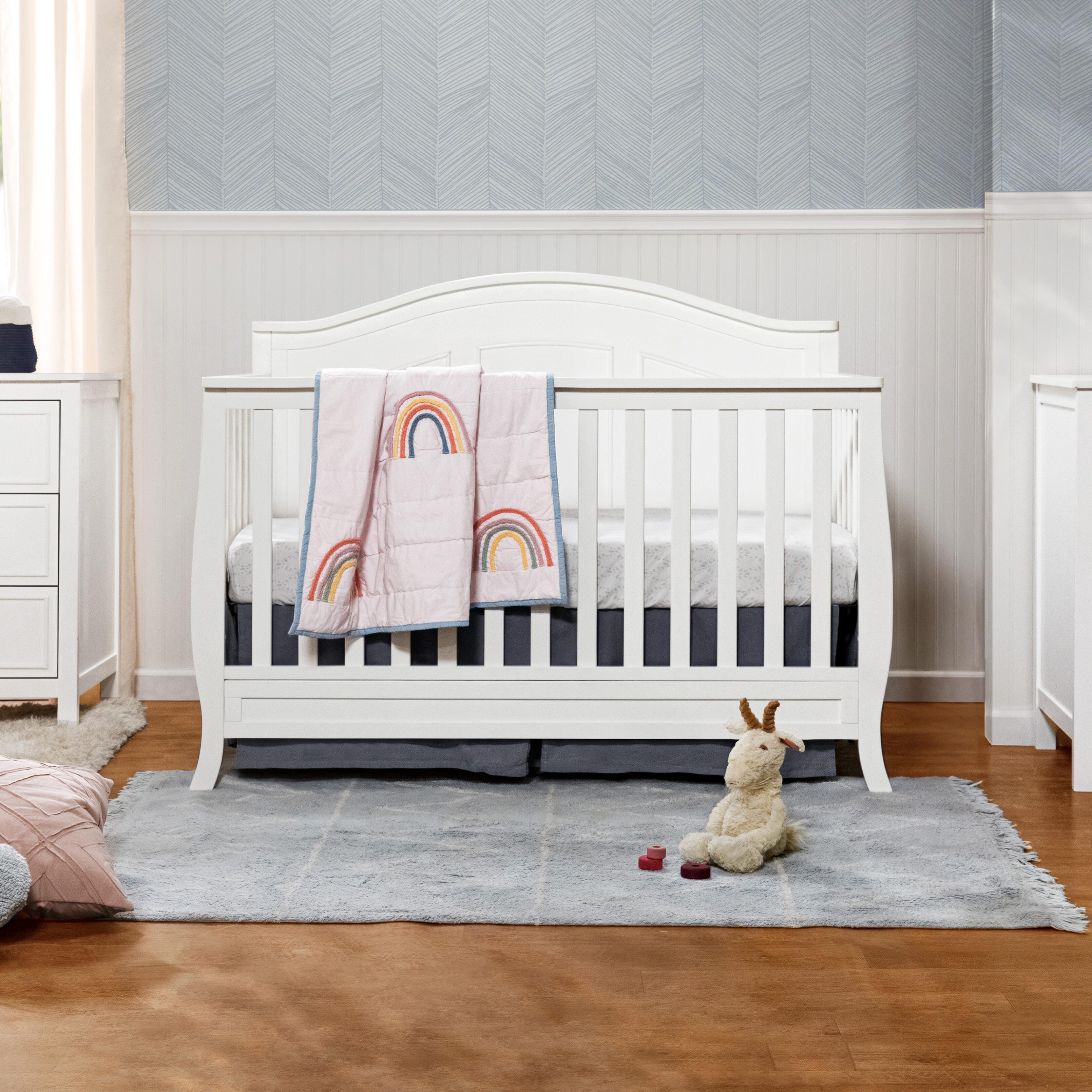 Click here for DaVinci Emmett 4-in-1 Convertible Crib  White prices