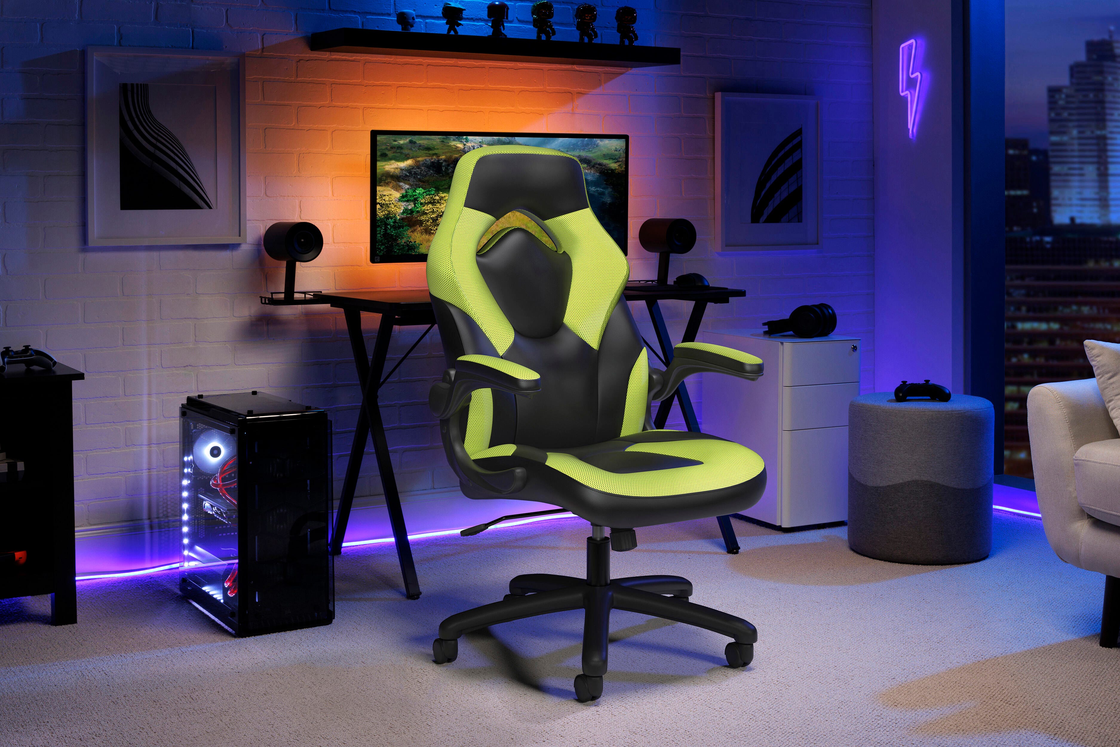 Click here for RESPAWN 3085 Ergonomic Gaming Chair  Green prices