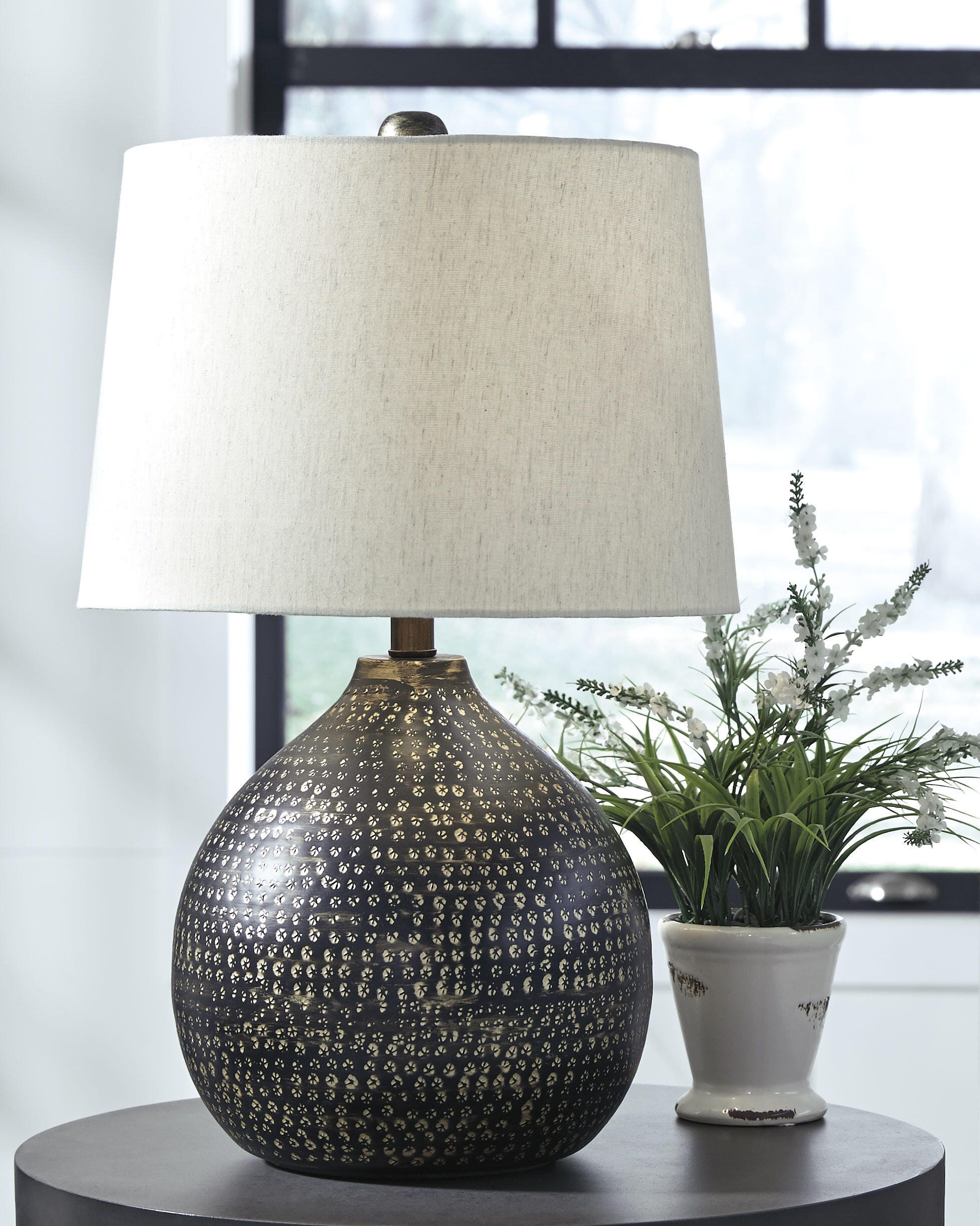 Click here for Maire Table Lamp  Black/Gold Finish prices