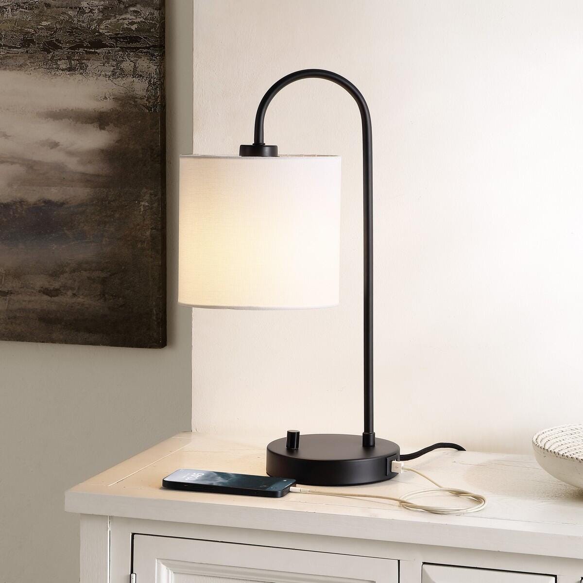 Click here for Safavieh Lybrin Table Lamp With USB Port  Black prices
