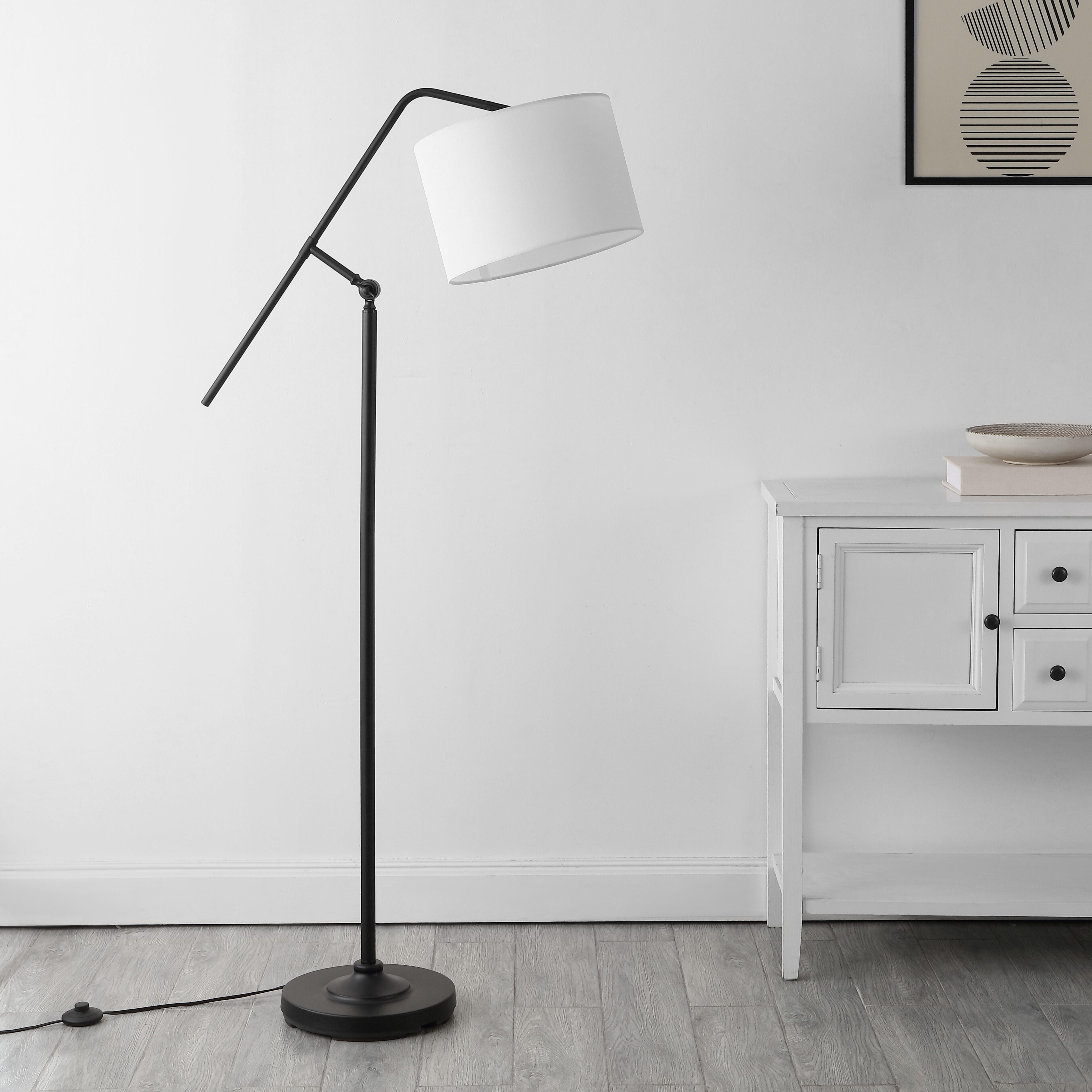 Click here for Safavieh Newbrook Floor Lamp  Black prices