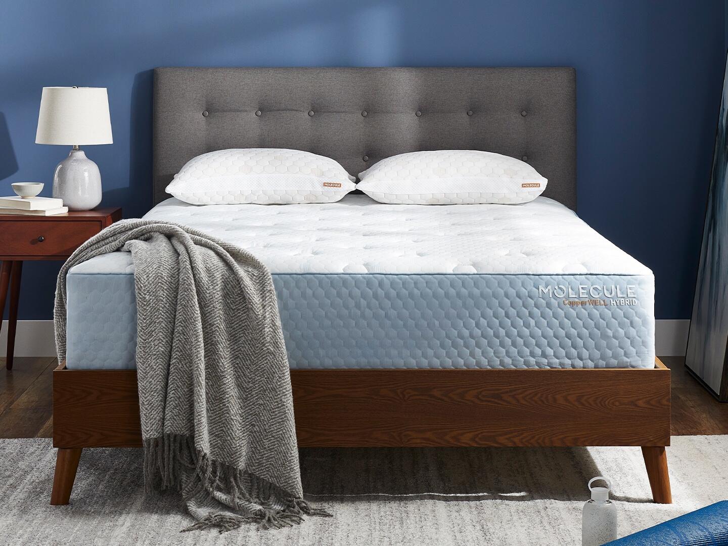 Click here for MOLECULE CopperWELL Medium Gel Memory Foam and Inn... prices