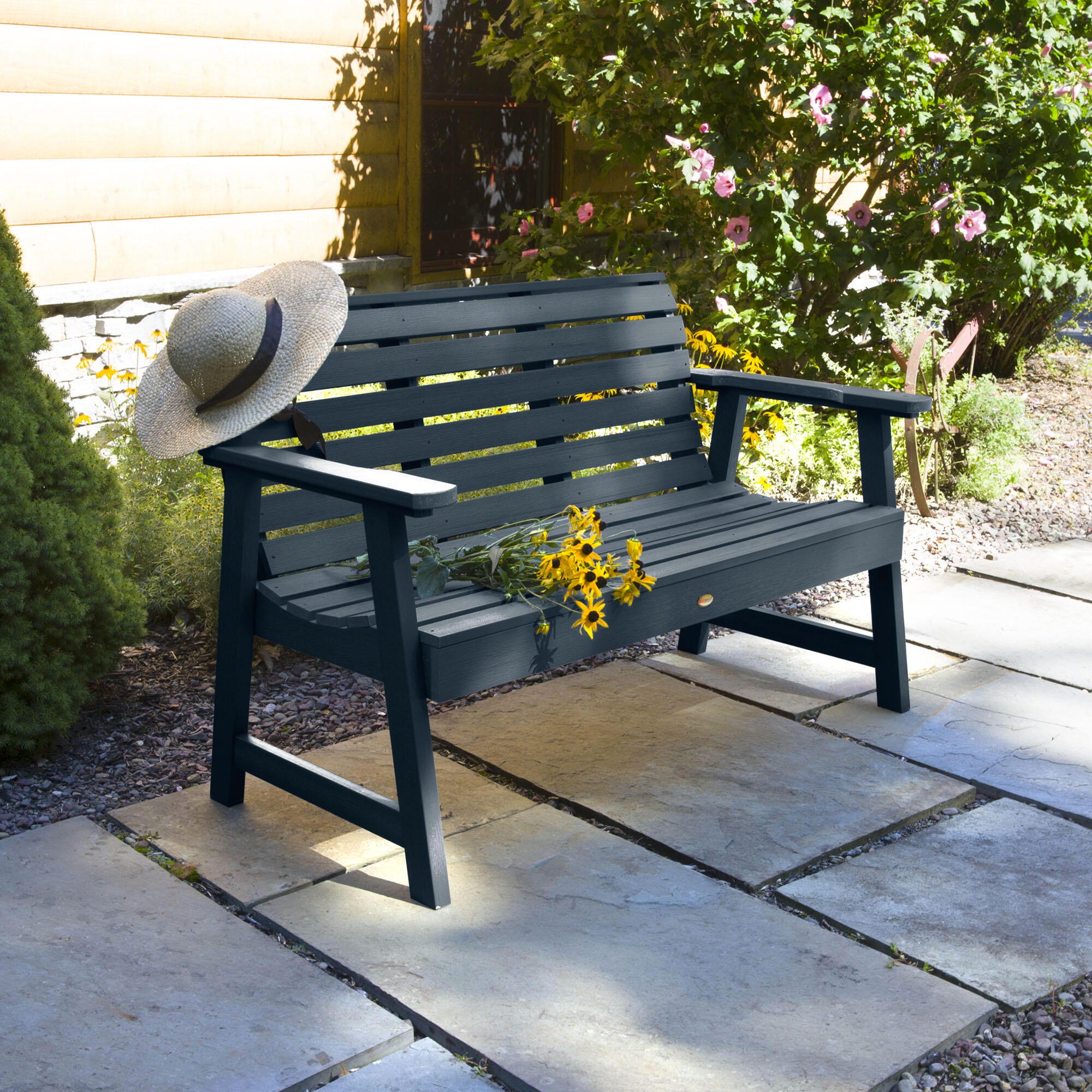 Click here for Highwood USA Weatherly 4-Foot Garden Bench  Federa... prices