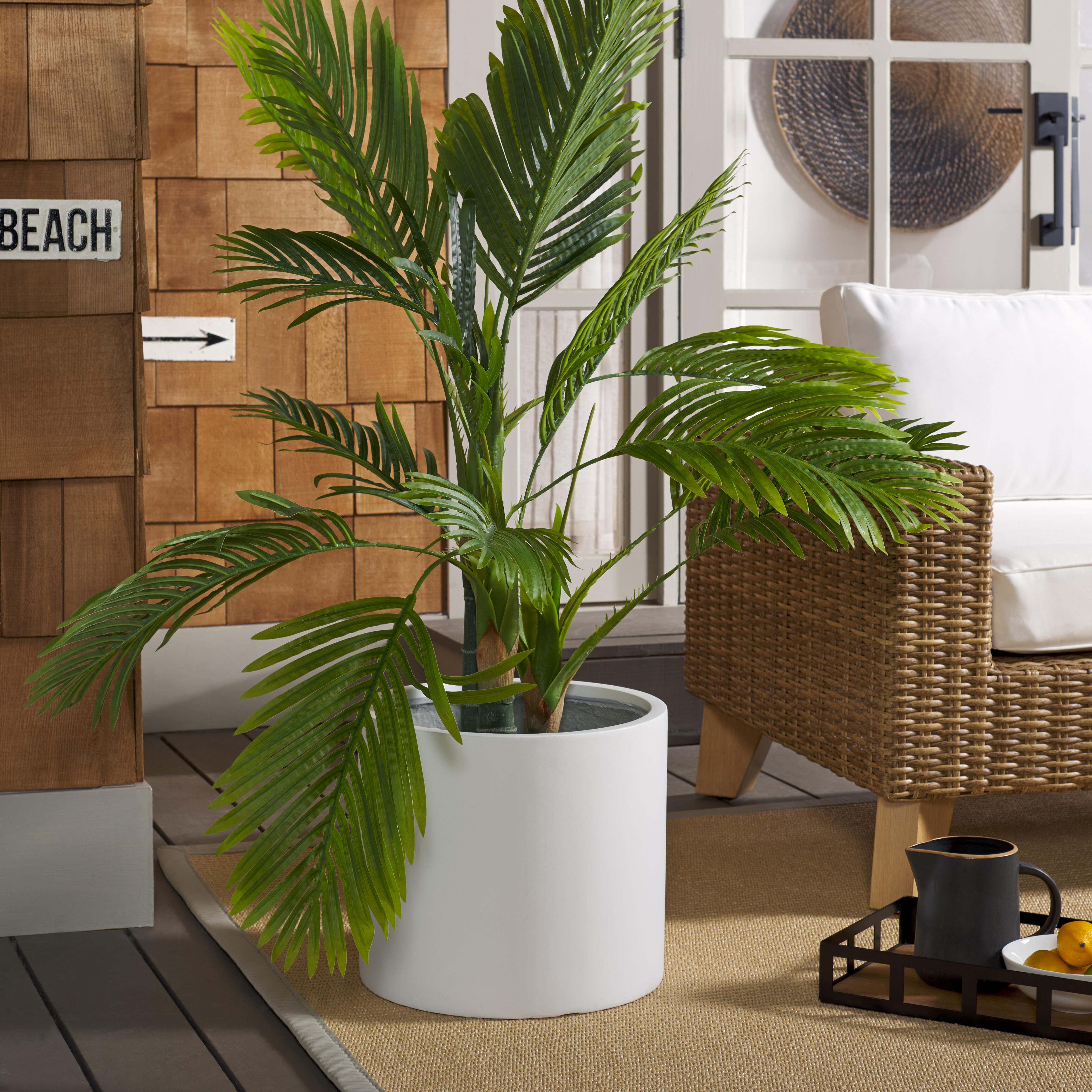 Click here for Safavieh Alia Outdoor Planter  White prices