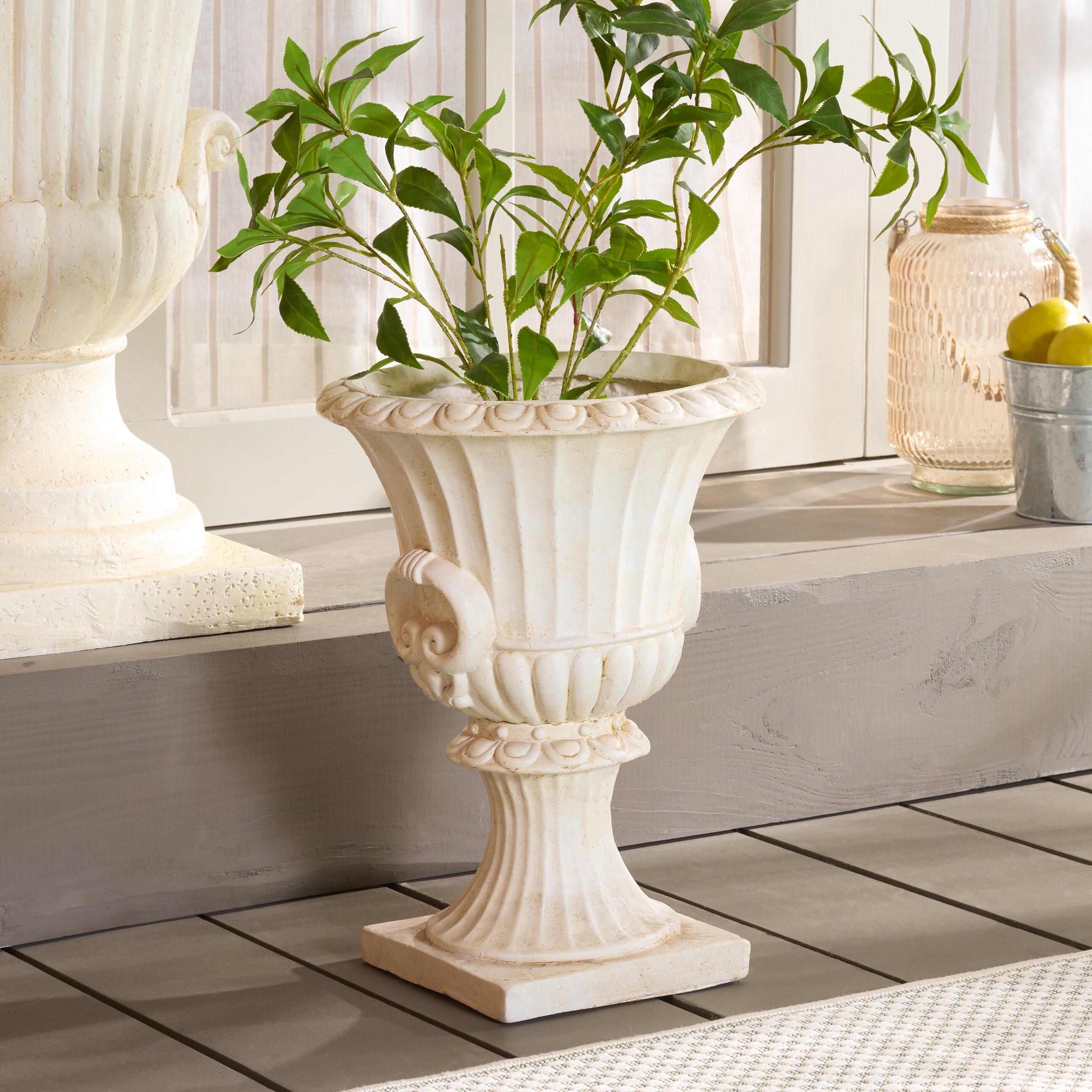 Click here for Safavieh Arden Outdoor Planter  Off White prices