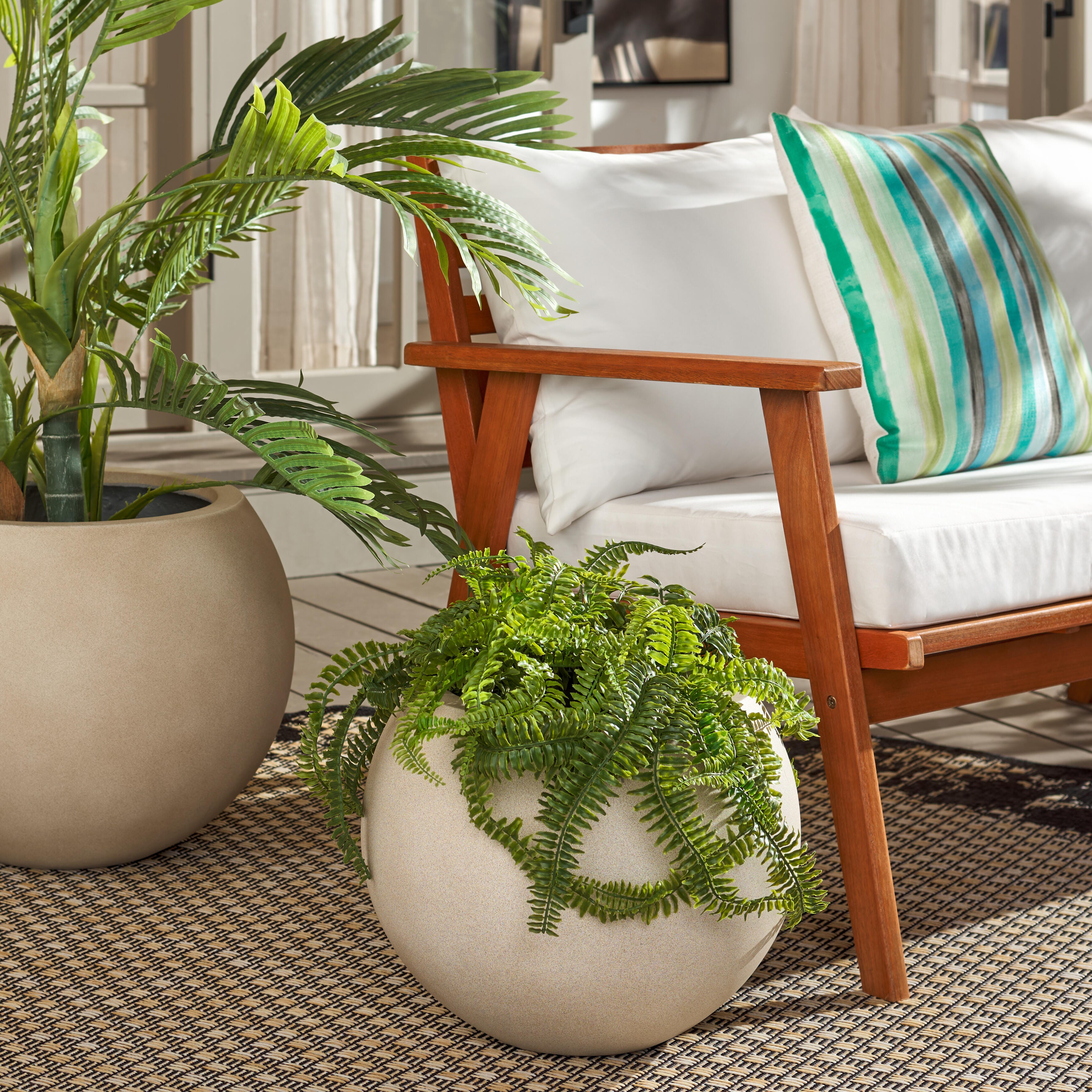 Click here for Safavieh Kenslia Outdoor Planter  Beige prices