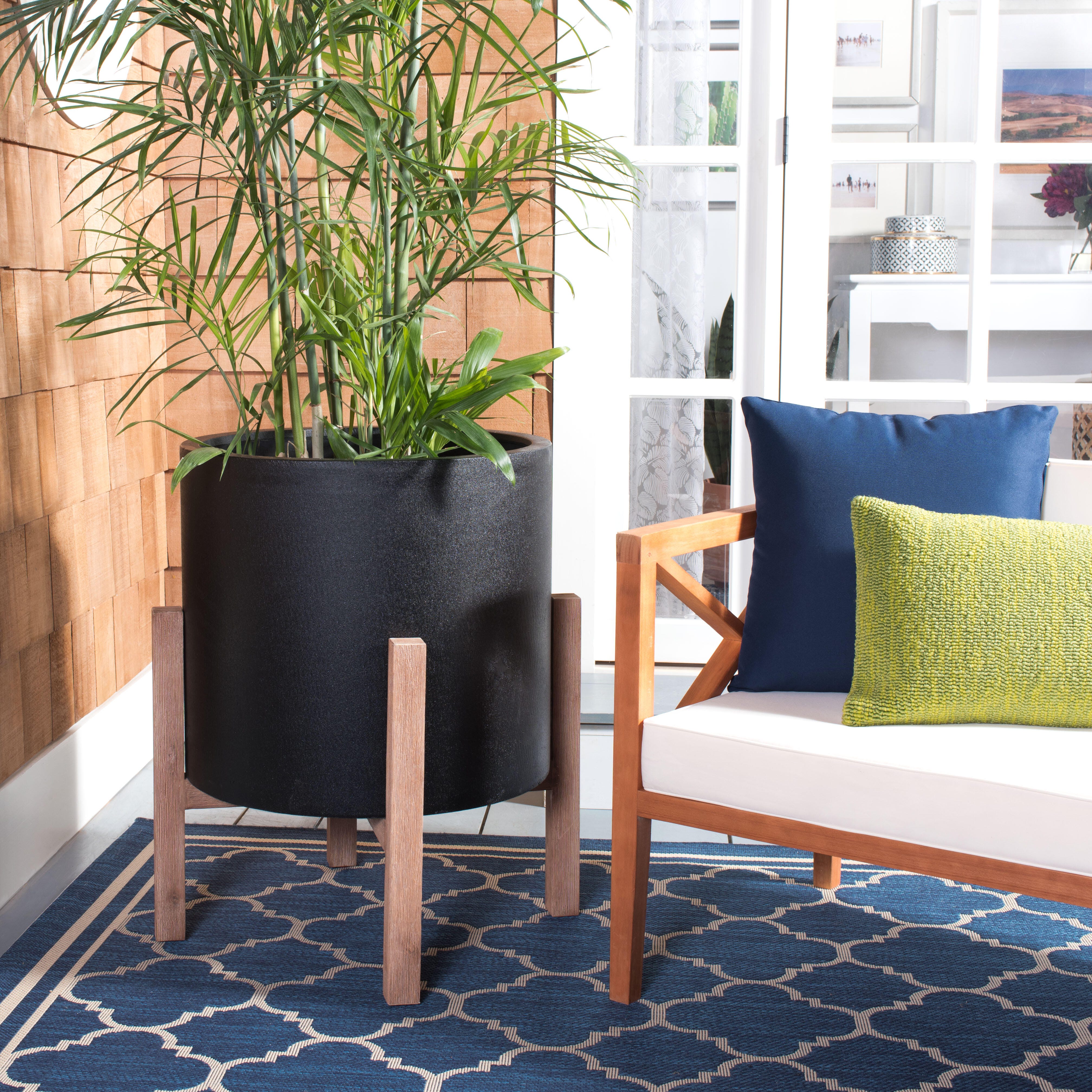 Click here for Safavieh Loflen Outdoor Large Planter  Black prices