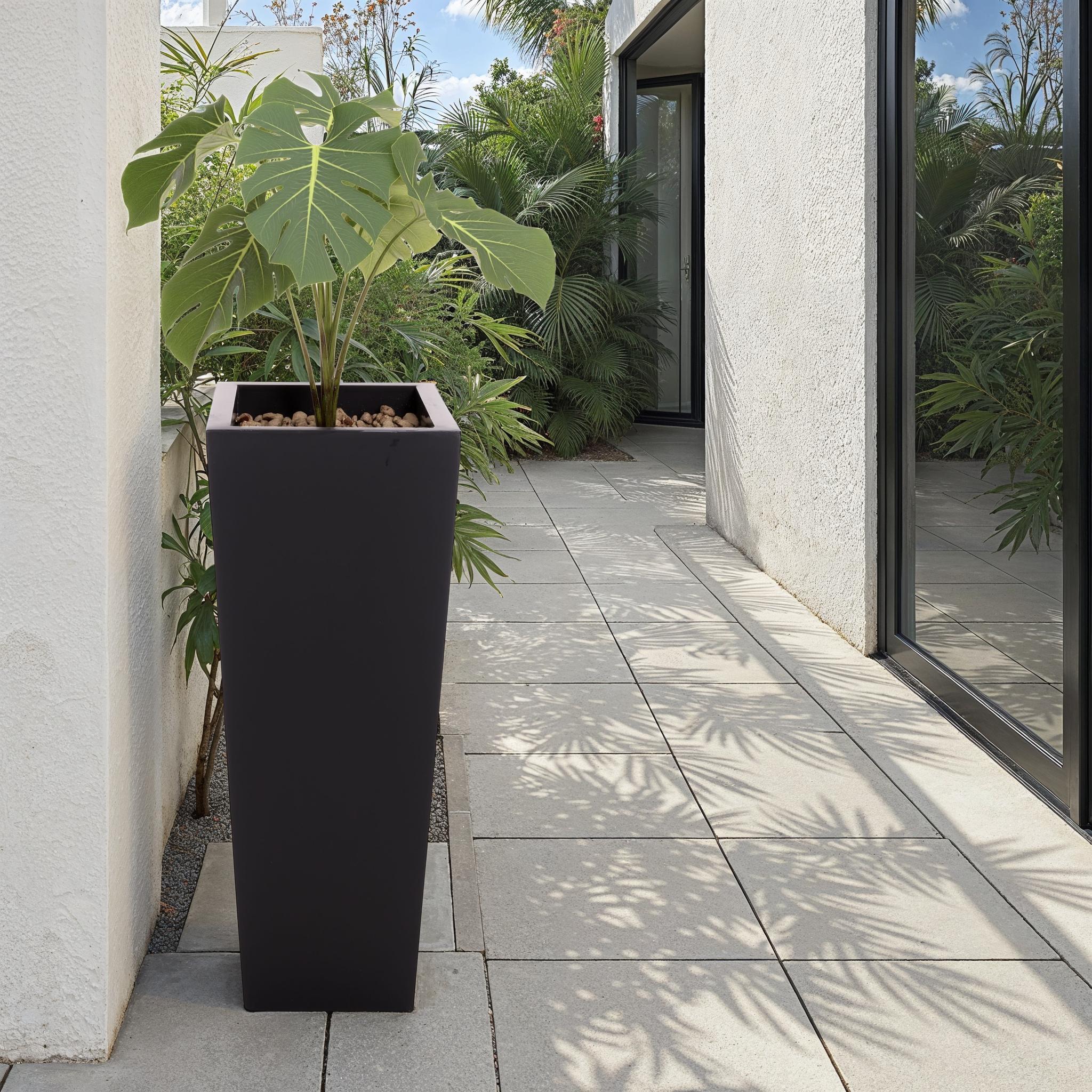 Click here for Safavieh Paloma Outdoor Planter  Black prices