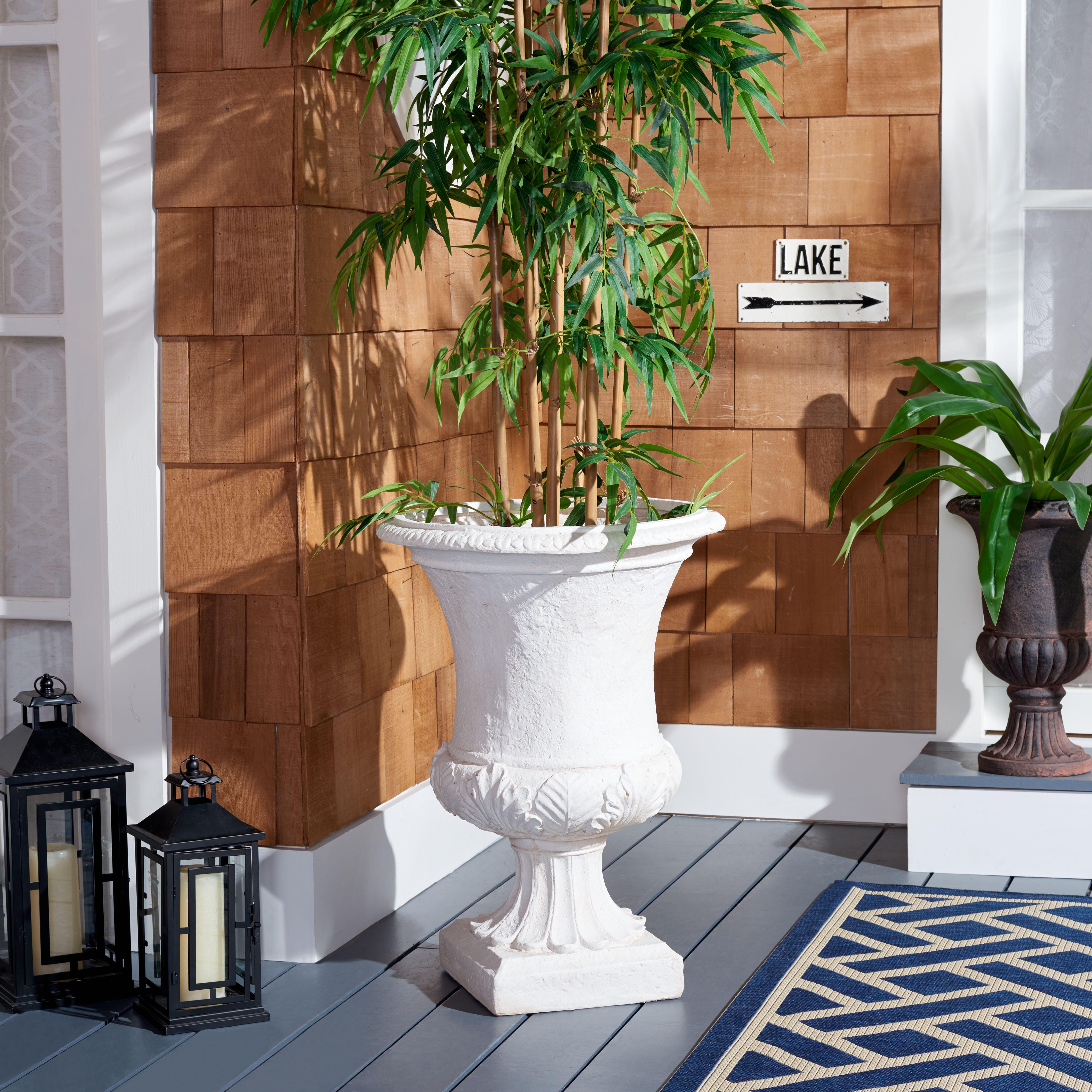 Click here for Safavieh Paven Outdoor Planter  Off White prices