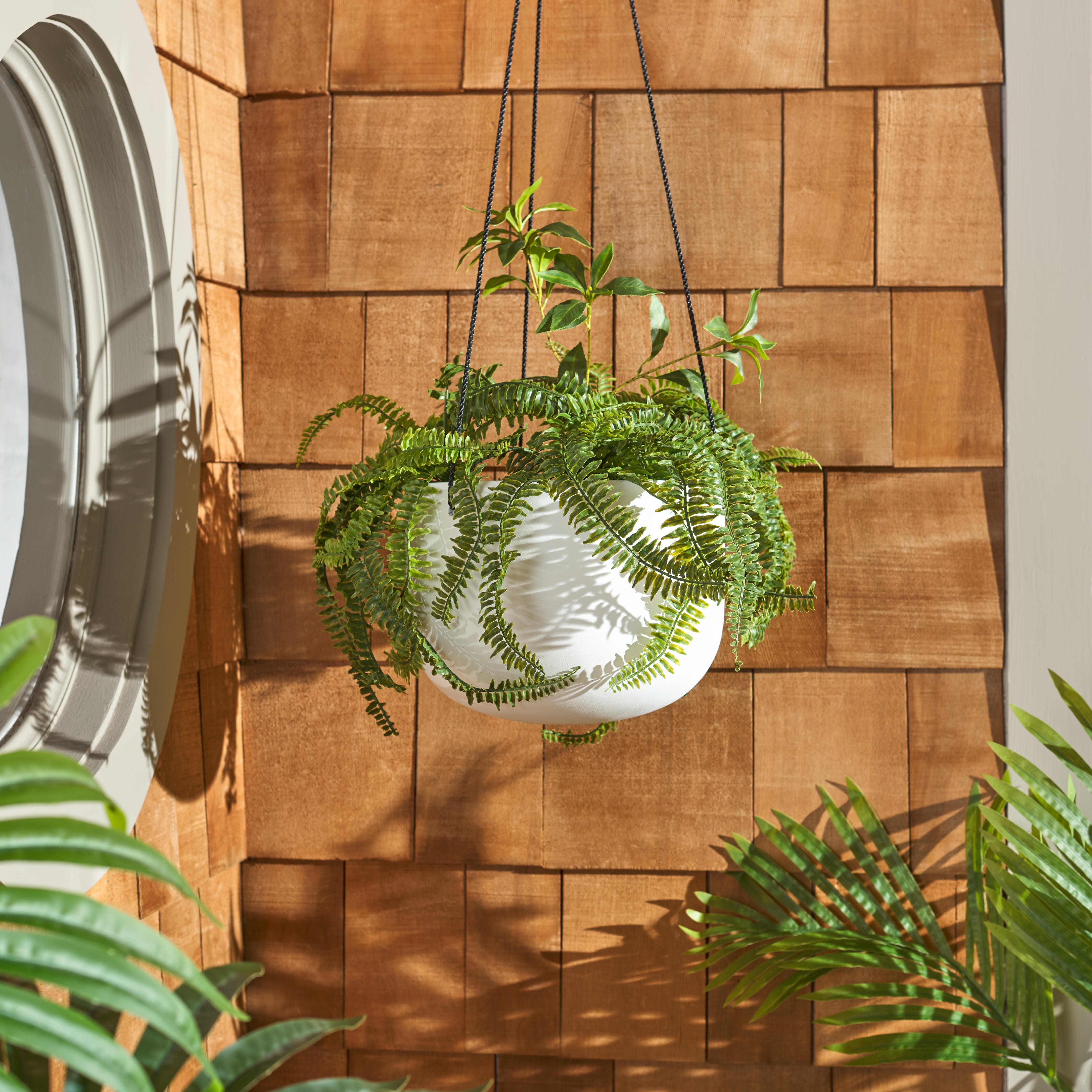 Click here for Safavieh Rancer Outdoor Hanging Planter  White prices