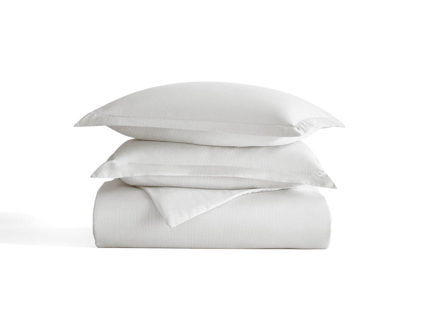 Click here for iEnjoy Home Pinstriped King/California King Duvet... prices