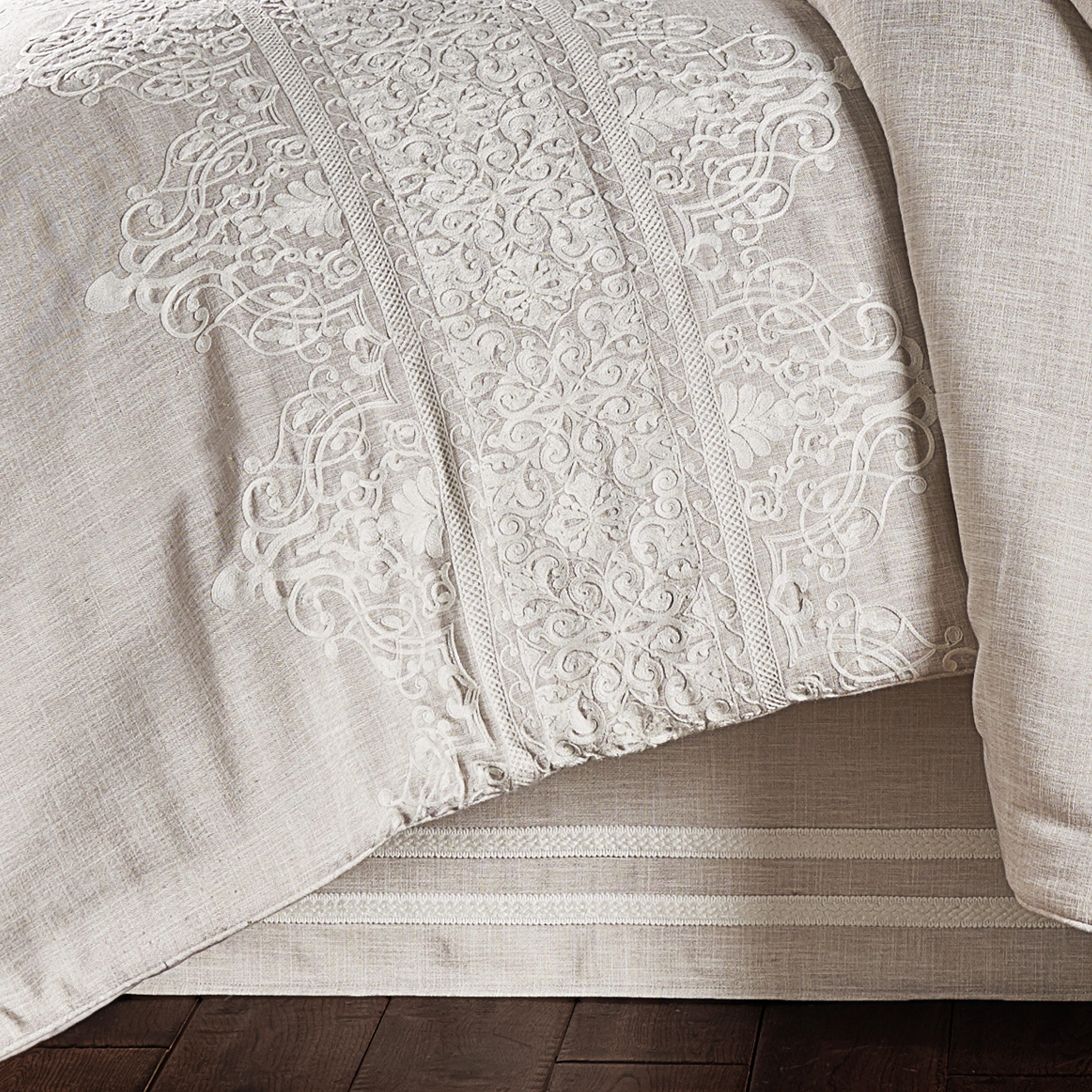 Click here for J. Queen New York Lauralynn King 4 Piece Comforter... prices