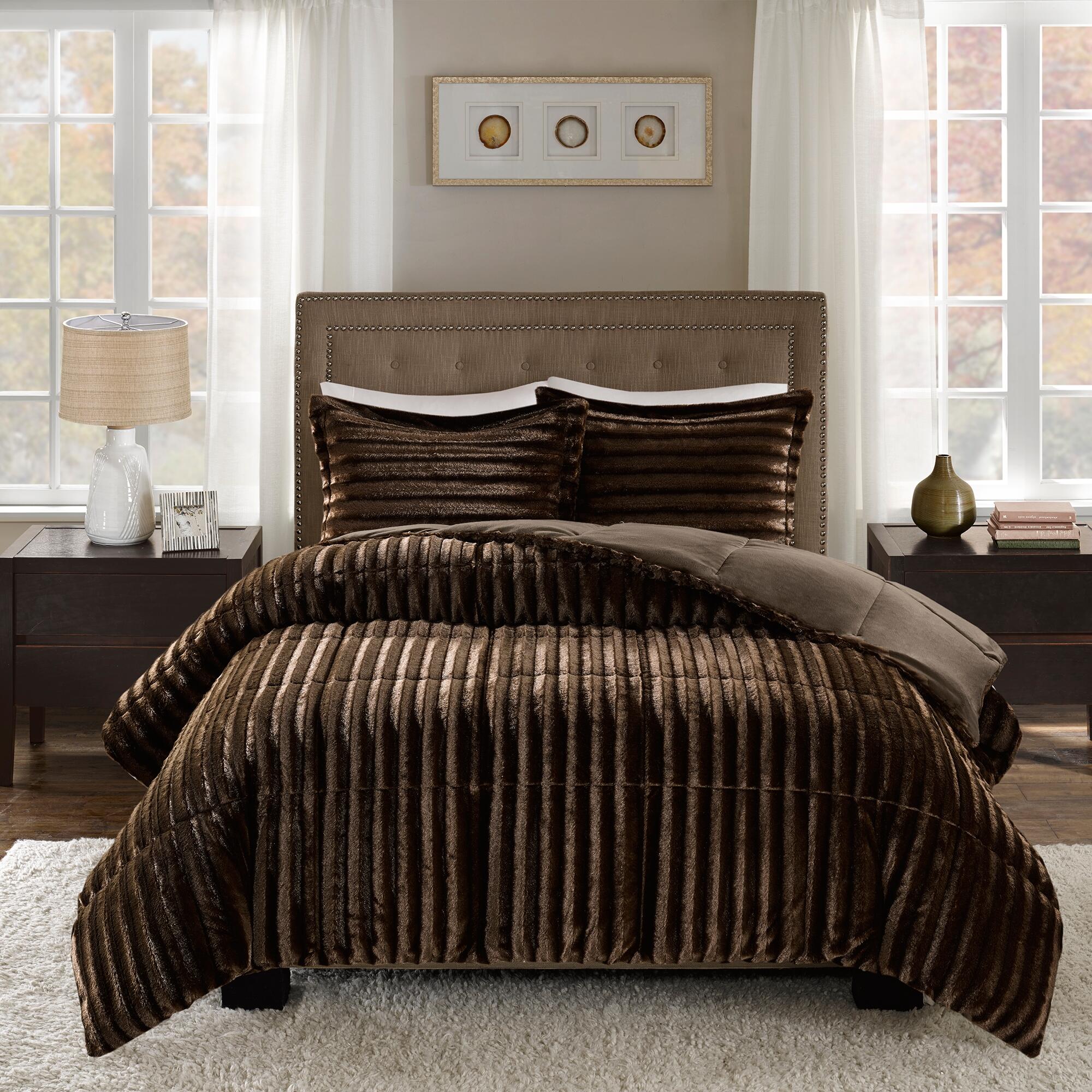 Click here for York Faux Fur Full/Queen Comforter Mini Set  Choco... prices
