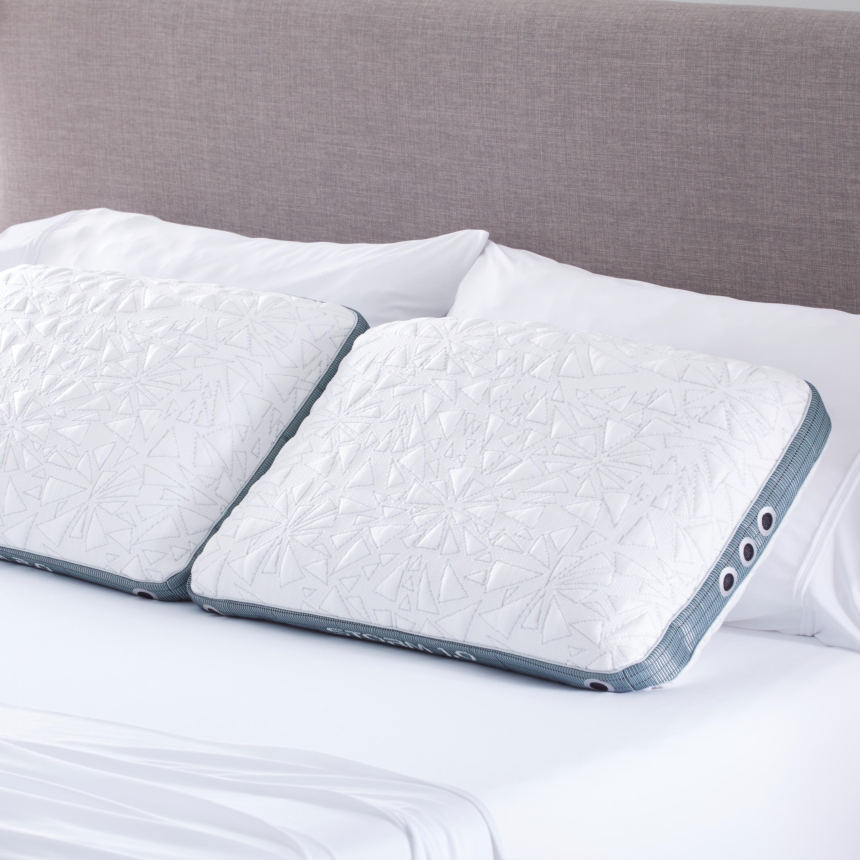 Click here for BEDGEAR Storm 3.0 Performance® Pillow  White prices