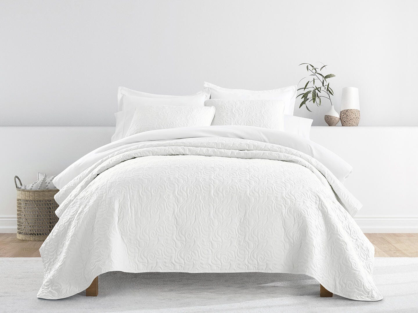 Click here for Ienjoy Home All Season 2 Piece Twin/ Twin XL Flora... prices