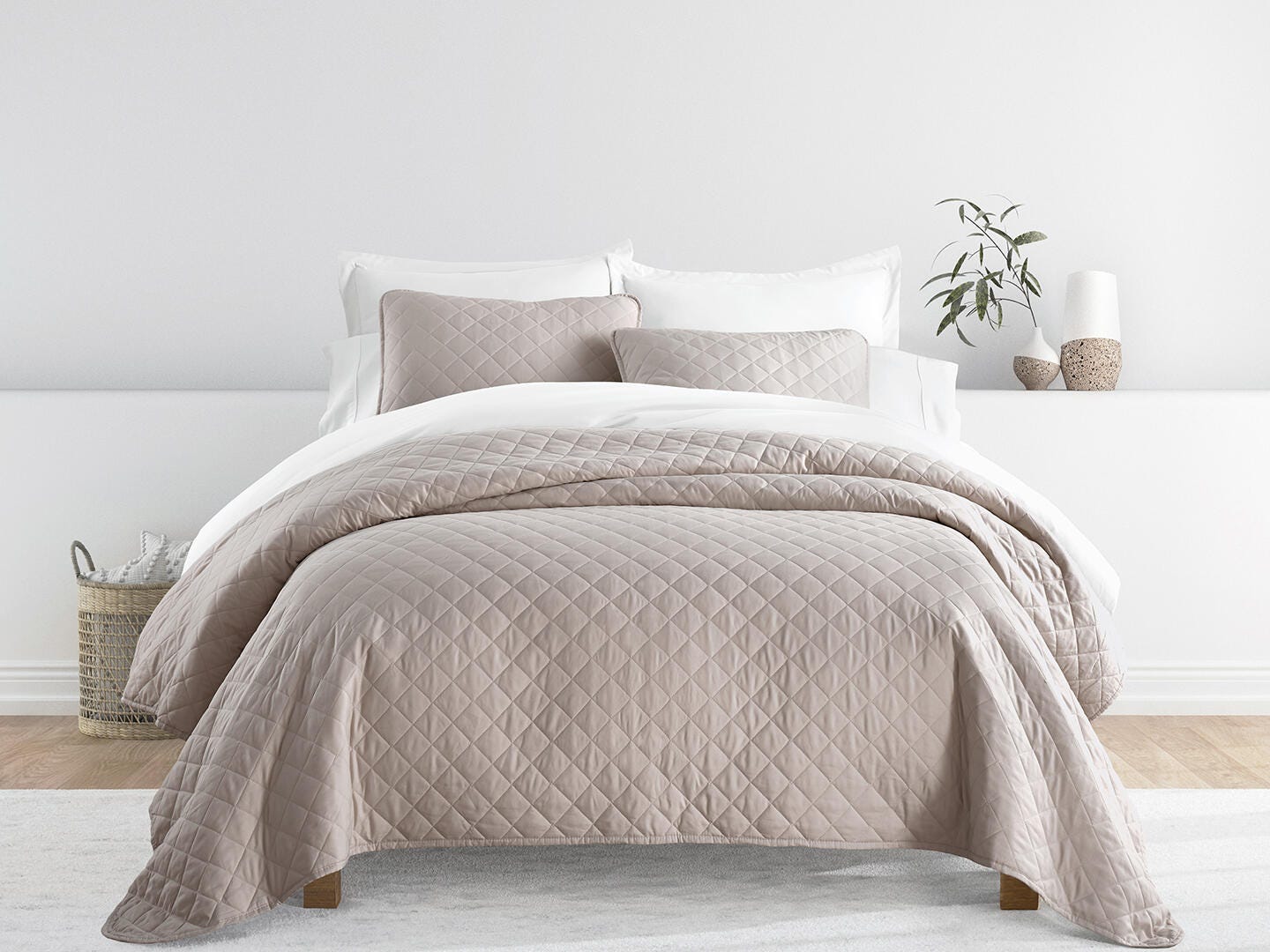 Click here for Ienjoy Home All Season 3 Piece King/California Kin... prices