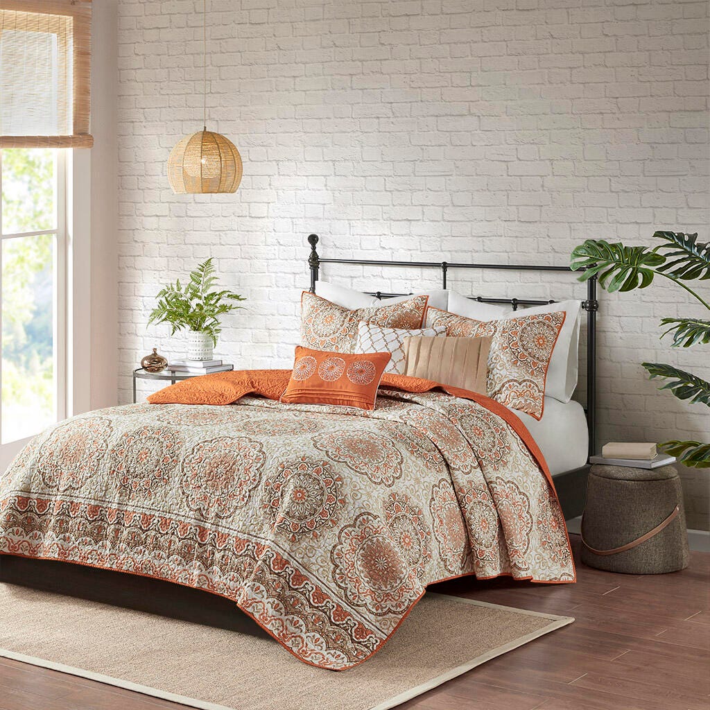 Click here for Tangiers Full/Queen 6 Piece Reversible Quilt Set w... prices