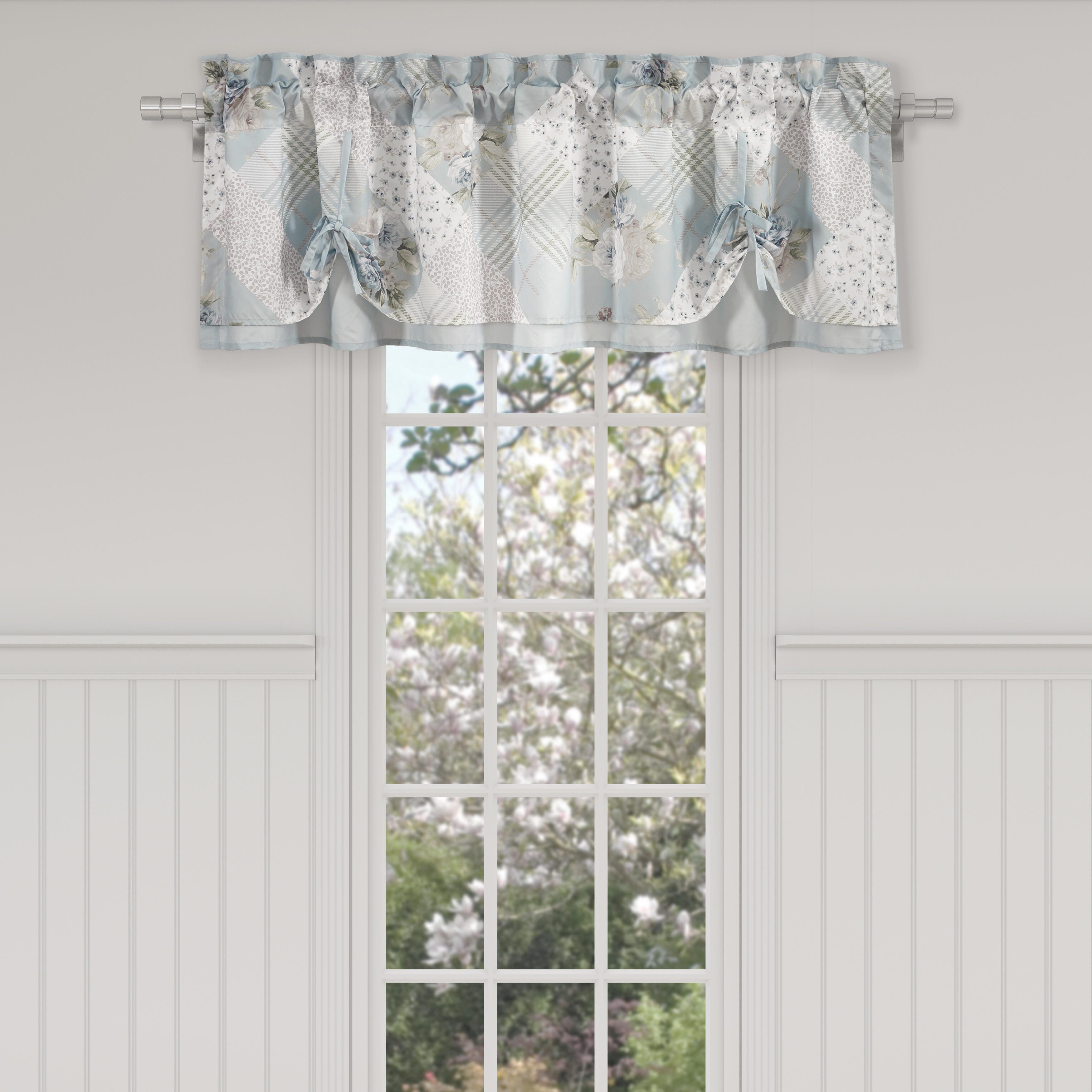 Click here for Royal Court Bungalow Tie-Up Window Valance  Spa prices