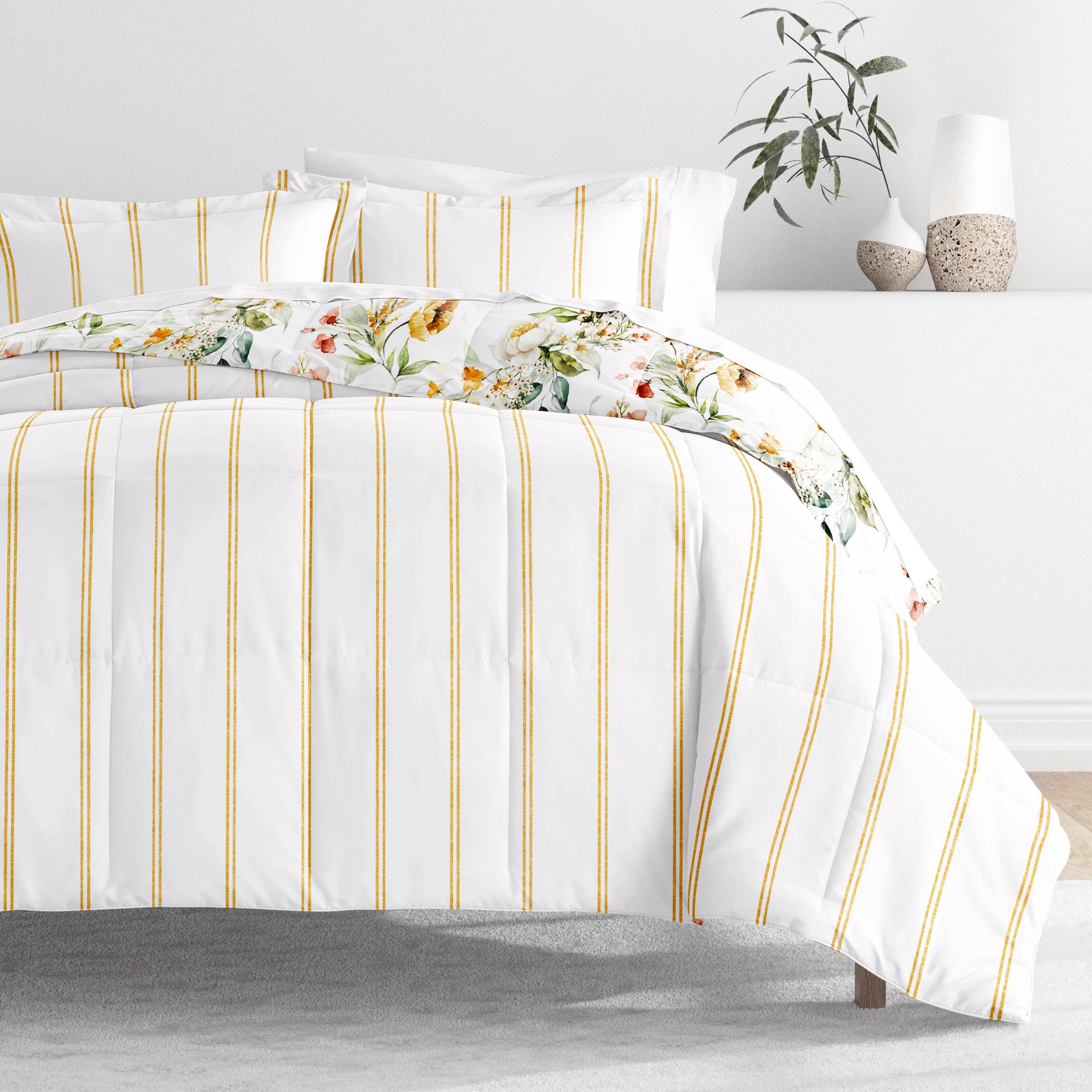 Click here for iEnjoy Home Chintz Floral Stripe Full/Queen Comfor... prices