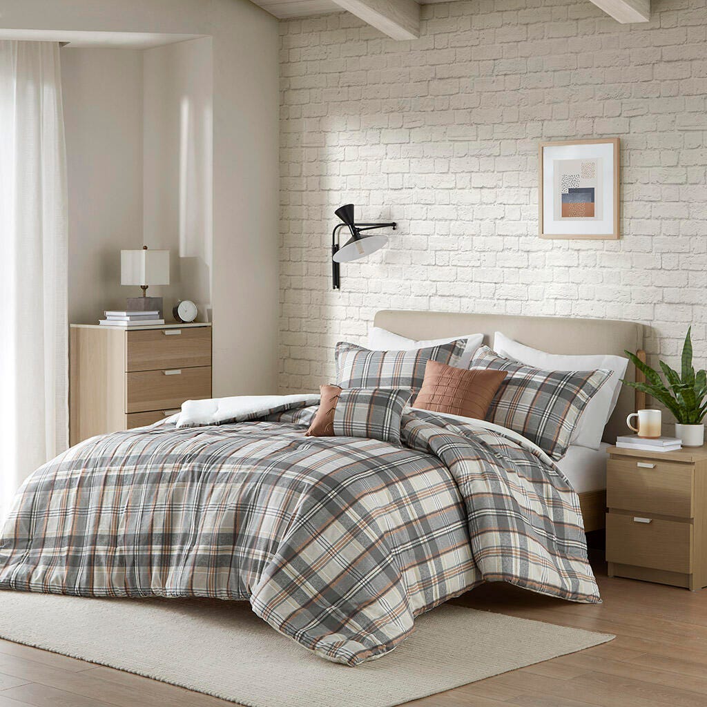 Click here for Intelligent Design Plaid Full/Queen Comforter Set... prices