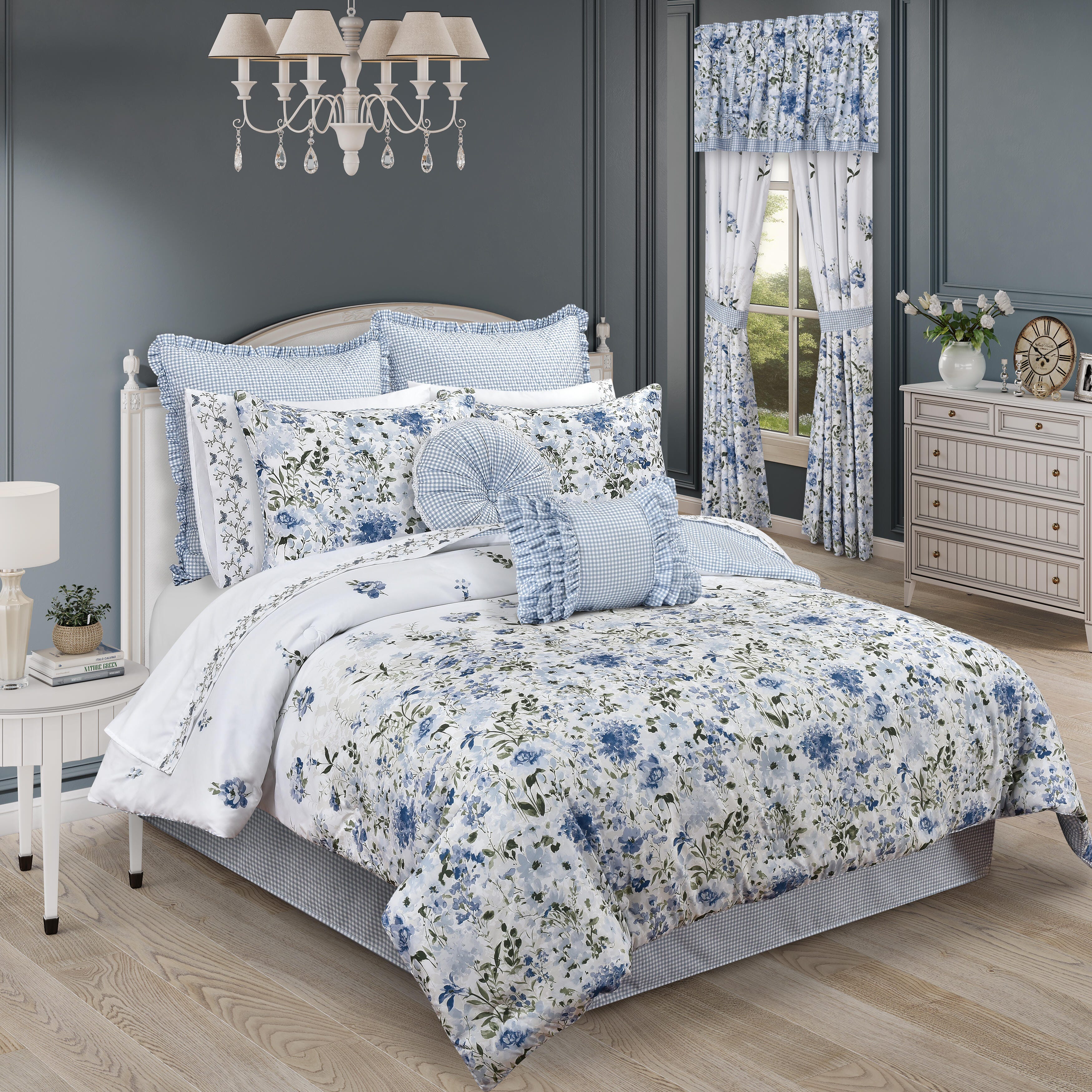 Click here for Royal Court Kourtney 4 Piece King Comforter Set  B... prices
