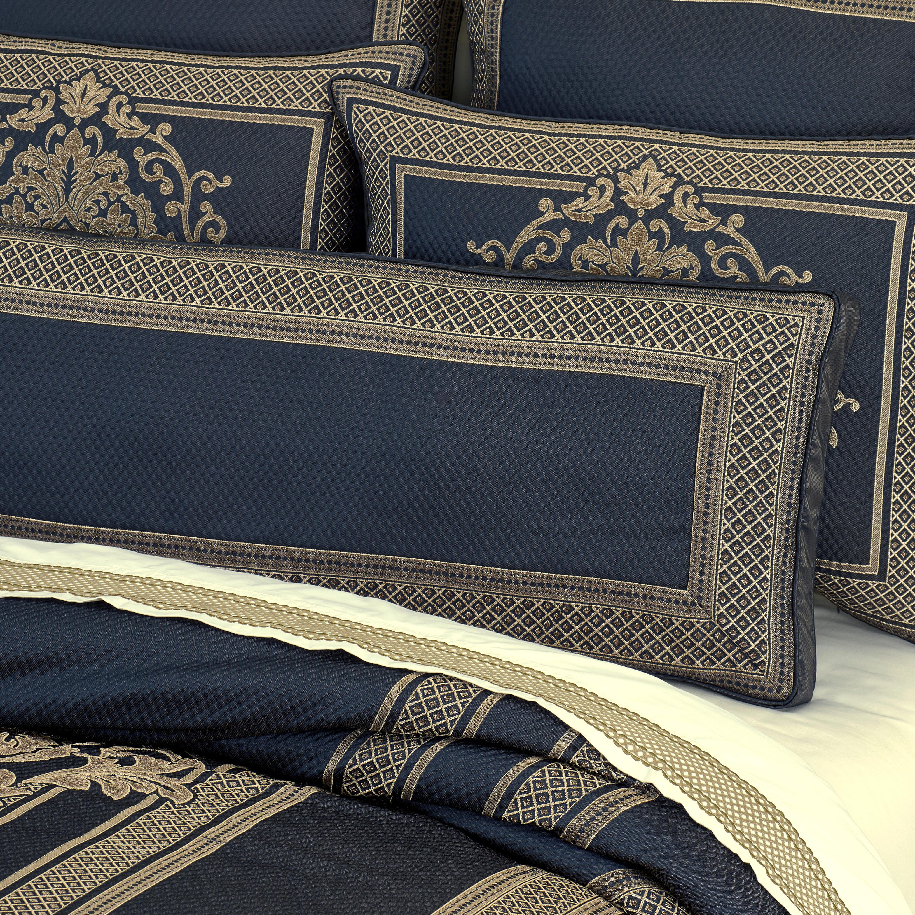 Click here for J. Queen New York Excelsior Bolster Decorative Thr... prices