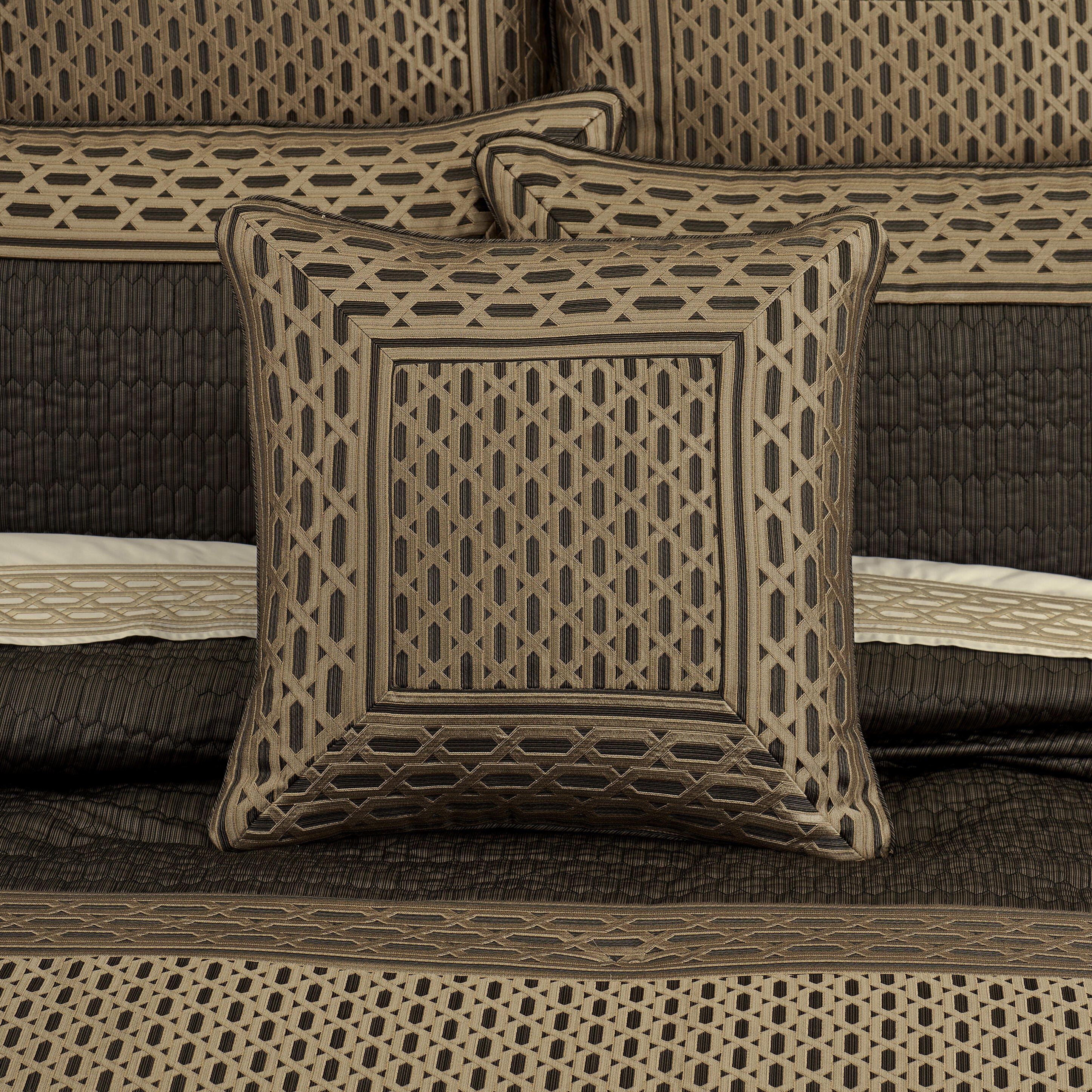 Click here for J. Queen New York Metropolitan 20 Decorative Throw... prices