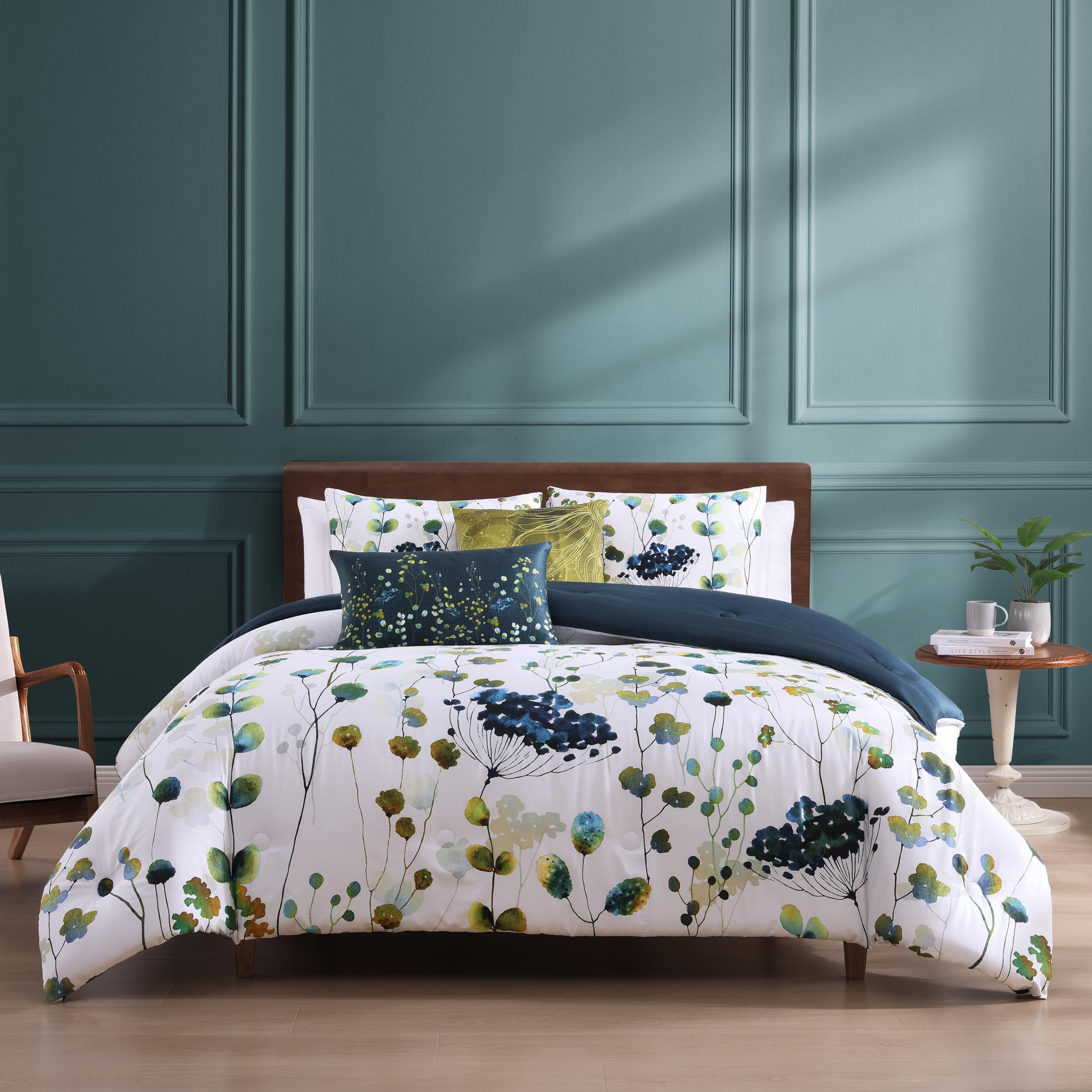 Click here for Bebejan® Abstract Vines 5 Piece Reversible Comfort... prices