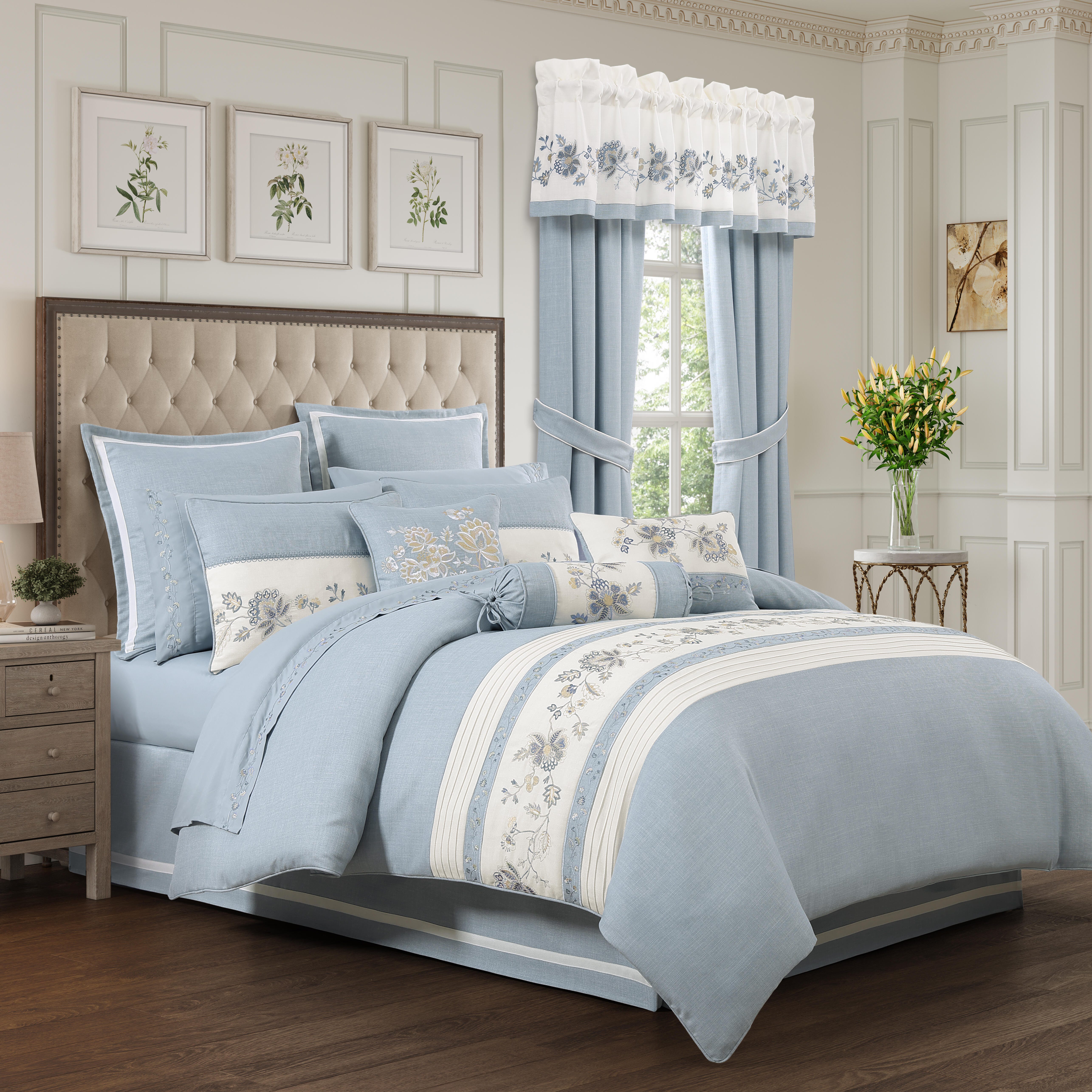 Click here for J. Queen New York Garden Bloom 4 Piece King Comfor... prices