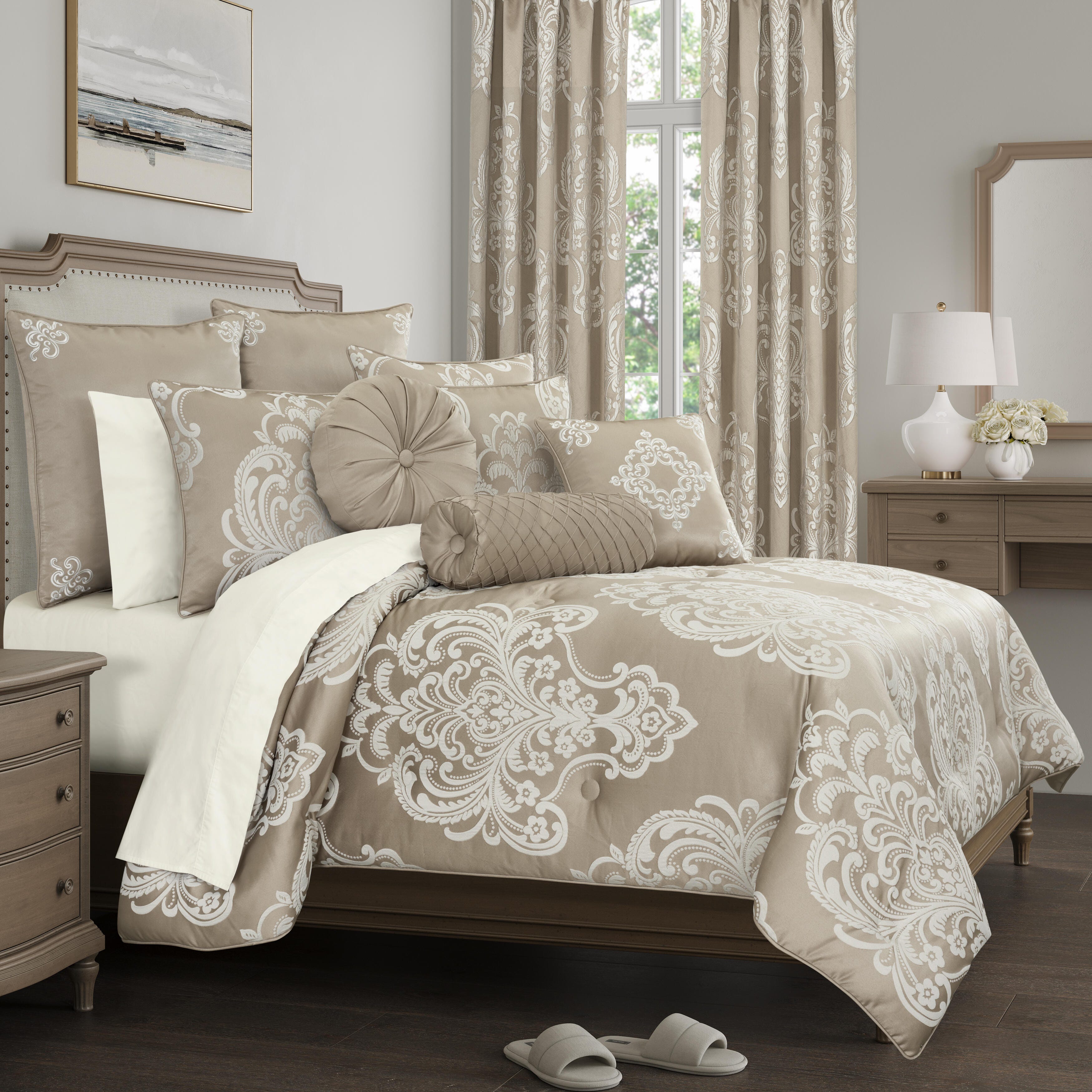 Click here for Royal Court Potenza 3 PieceFull/Queen Comforter Se... prices