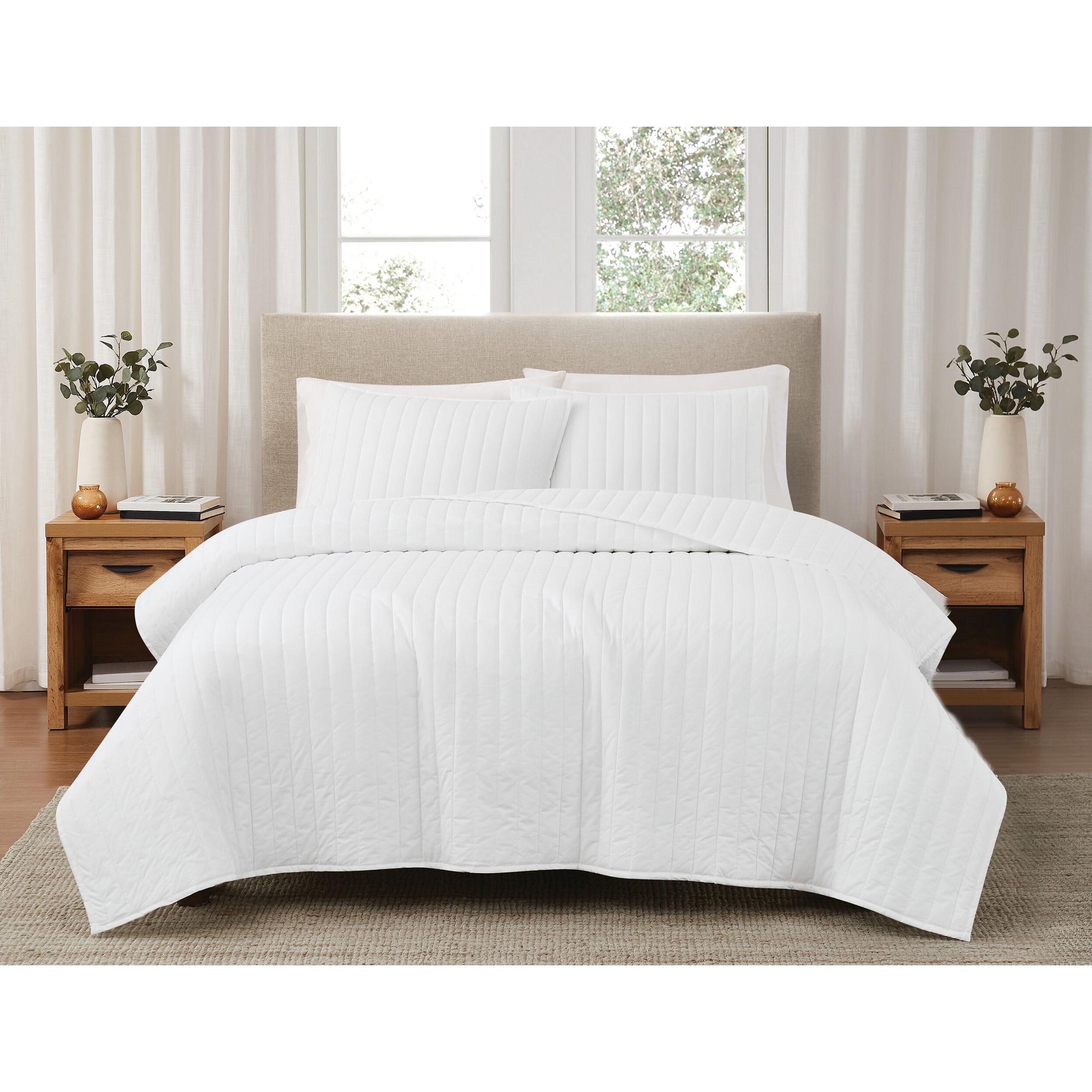 Click here for Brooklyn Loom 3-Piece Full/Queen Quilt Set  White prices