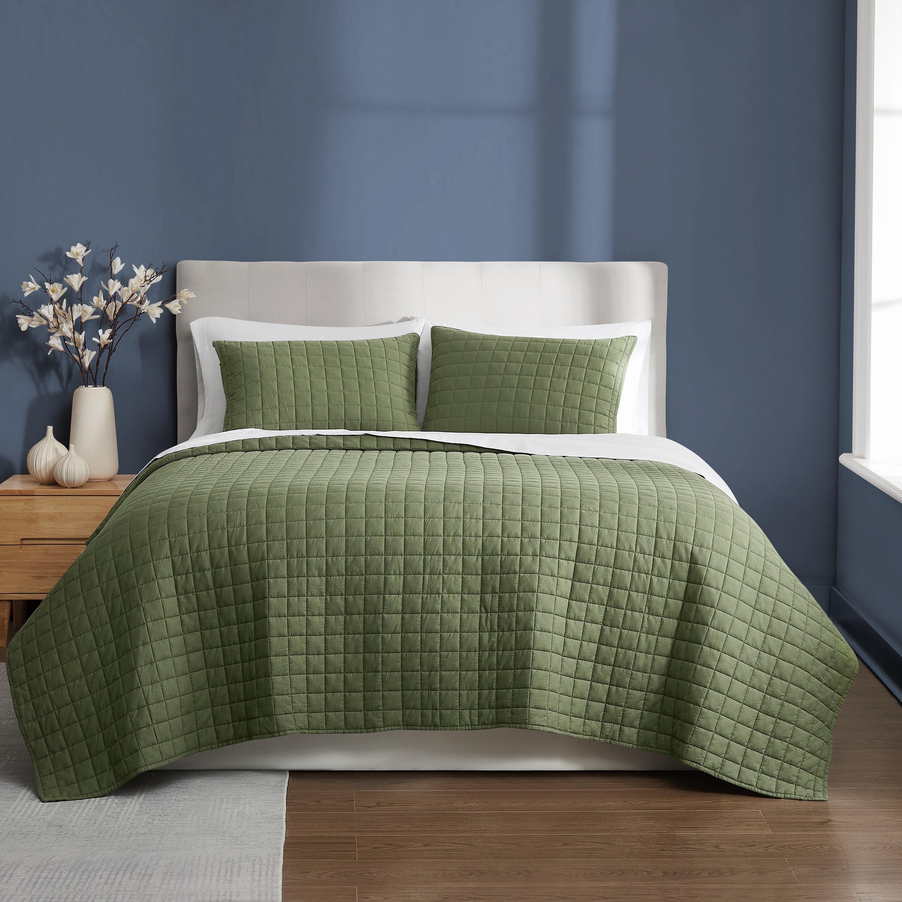Click here for Brooklyn Loom Essential 3-Piece Full/Queen Quilt S... prices